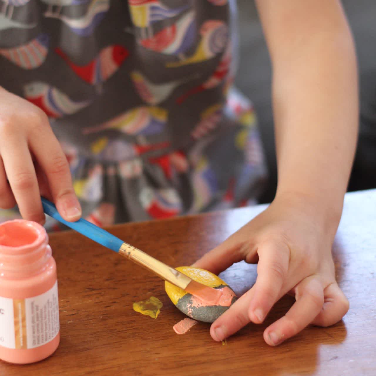 Sparkle Craft: Painted Stone Dominoes — Sparkle Stories