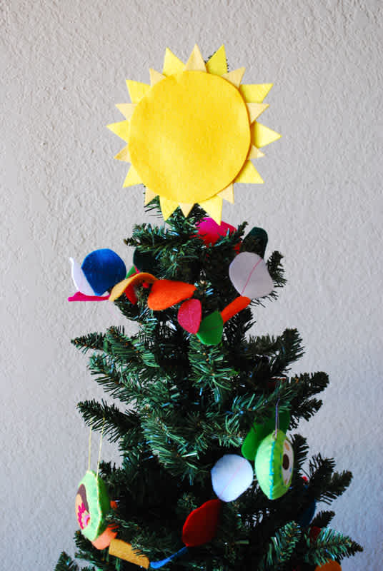 Sparkle Craft: Solstice Sun Tree Topper — Sparkle Stories