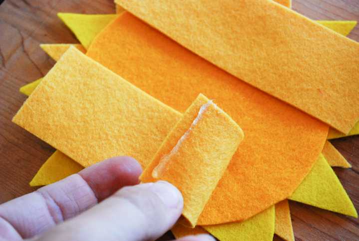 Sparkle Craft: Solstice Sun Tree Topper — Sparkle Stories