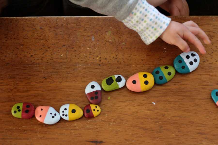 Sparkle Crafts: Painted Stone Dominoes — Sparkle Stories