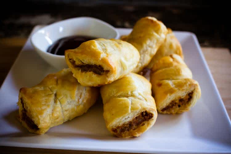 Sparkle Kitchen: Australian Sausage Rolls — Sparkle Stories
