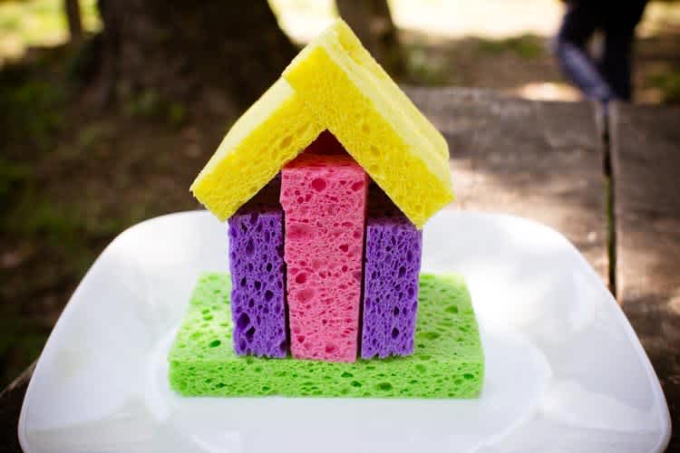 Build Sponge Sprout Houses — Sparkle Stories