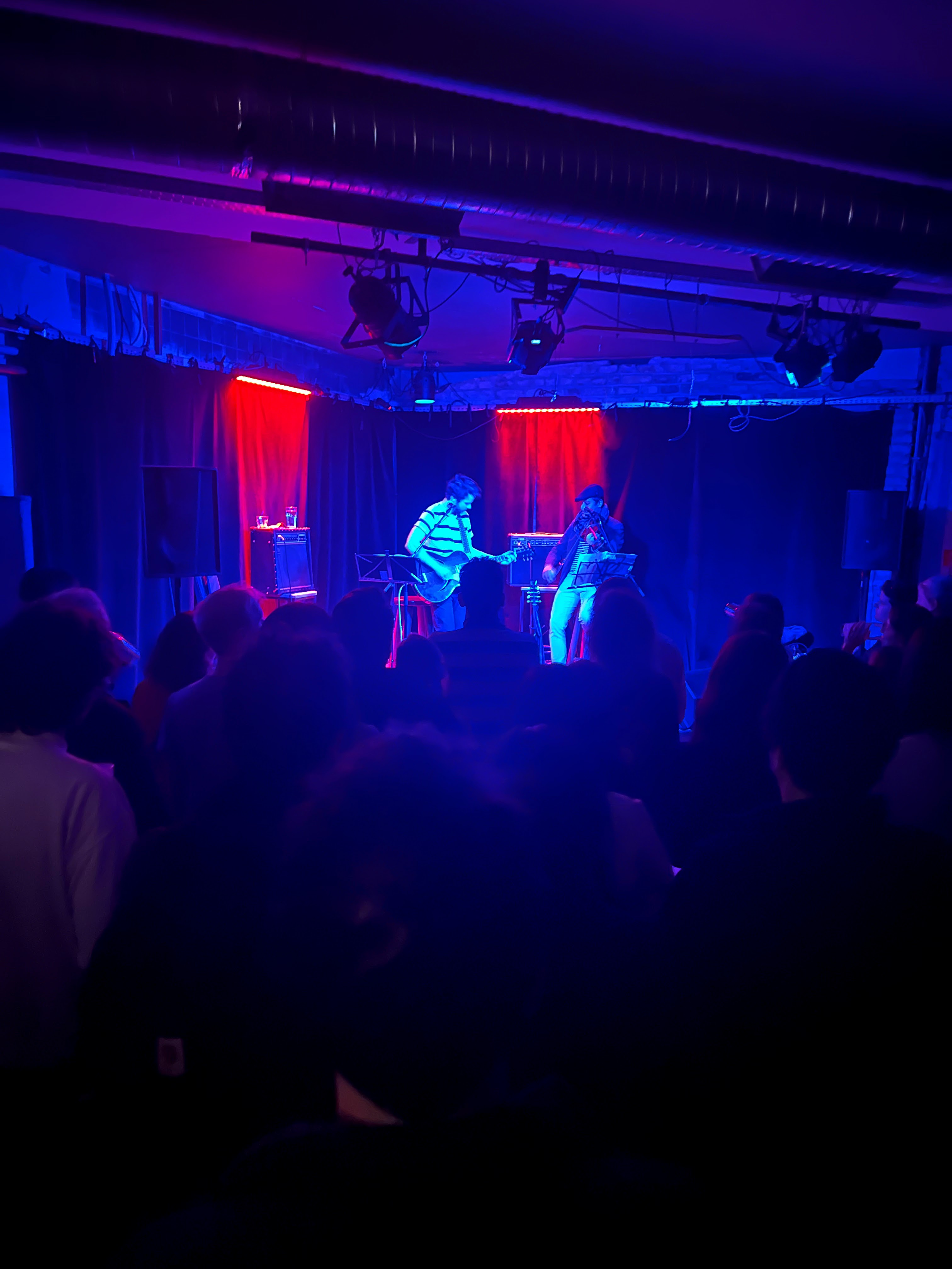 Manyi - Kulturális Műhely - Offbeat Budapest & Vienna