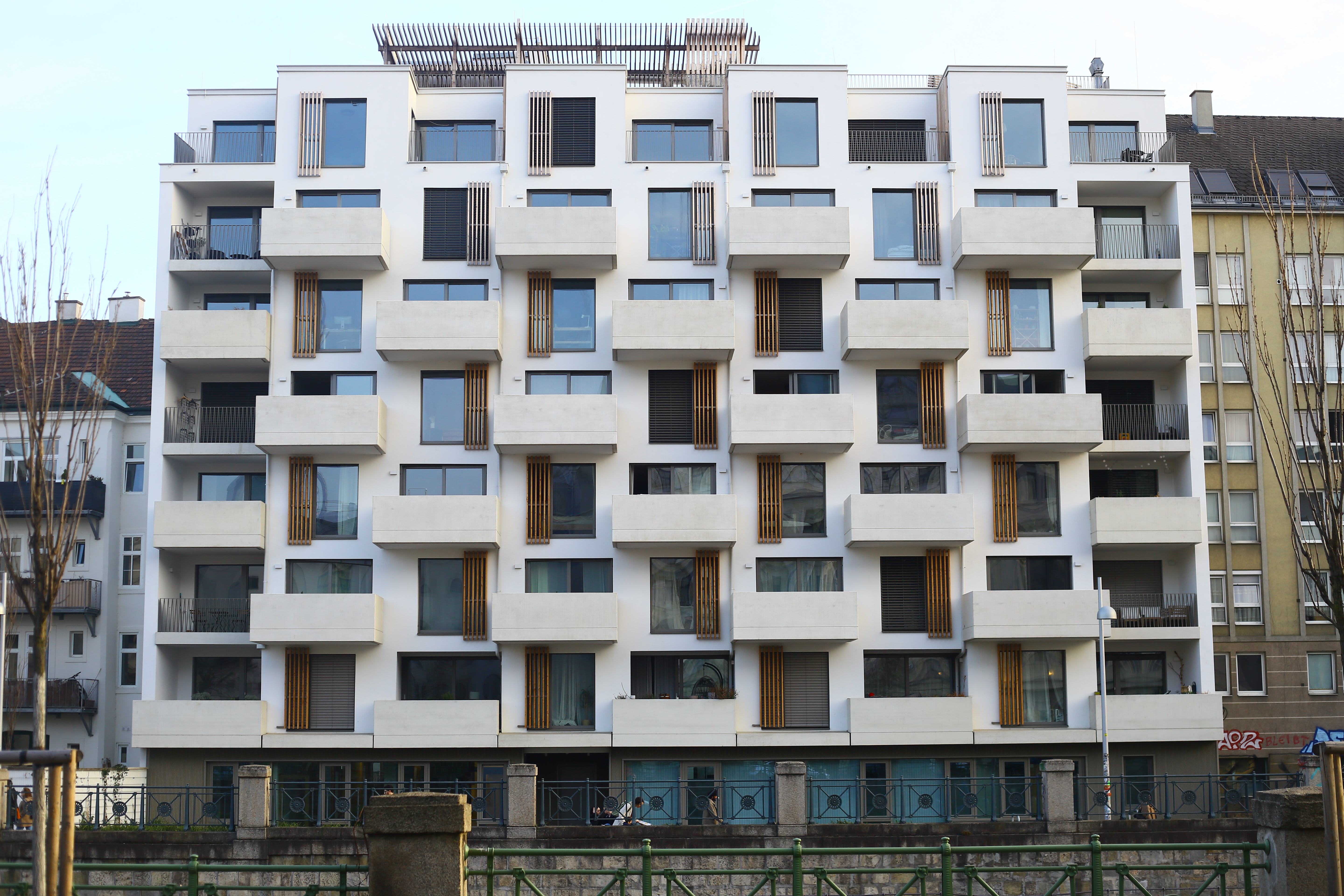 Making Sense of Housing in Vienna - Offbeat Budapest & Vienna