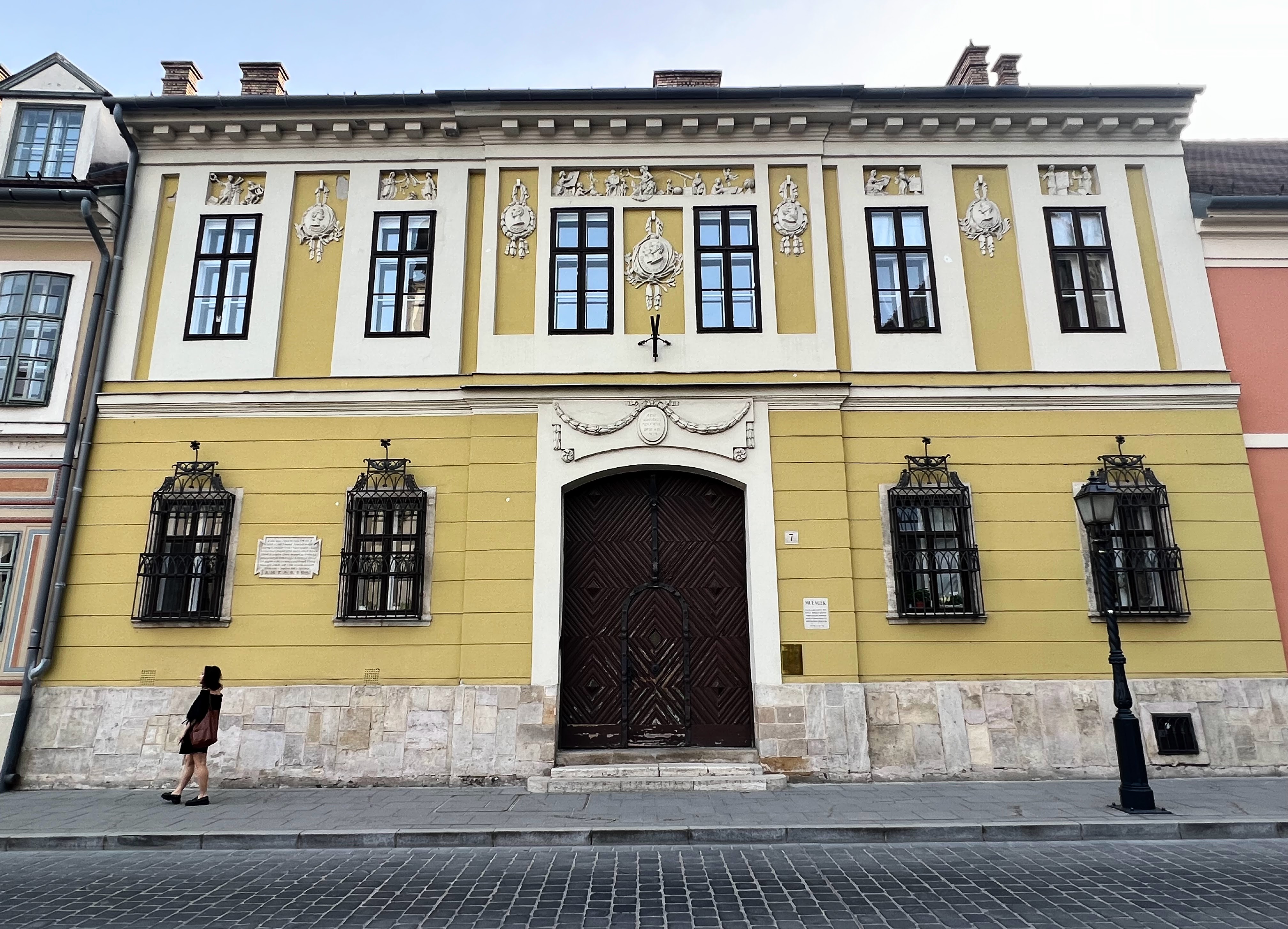 100 Unique Buildings in Budapest - Offbeat Budapest & Vienna