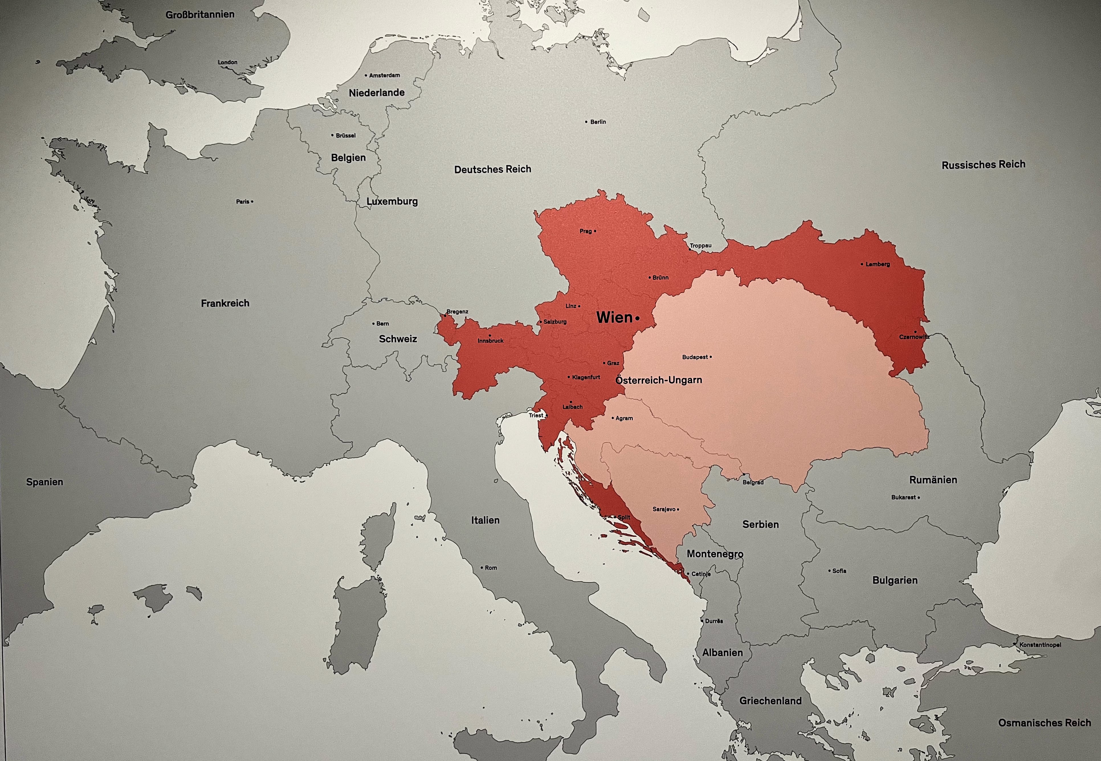The Rise and Fall of the Habsburg Family - Offbeat Budapest & Vienna