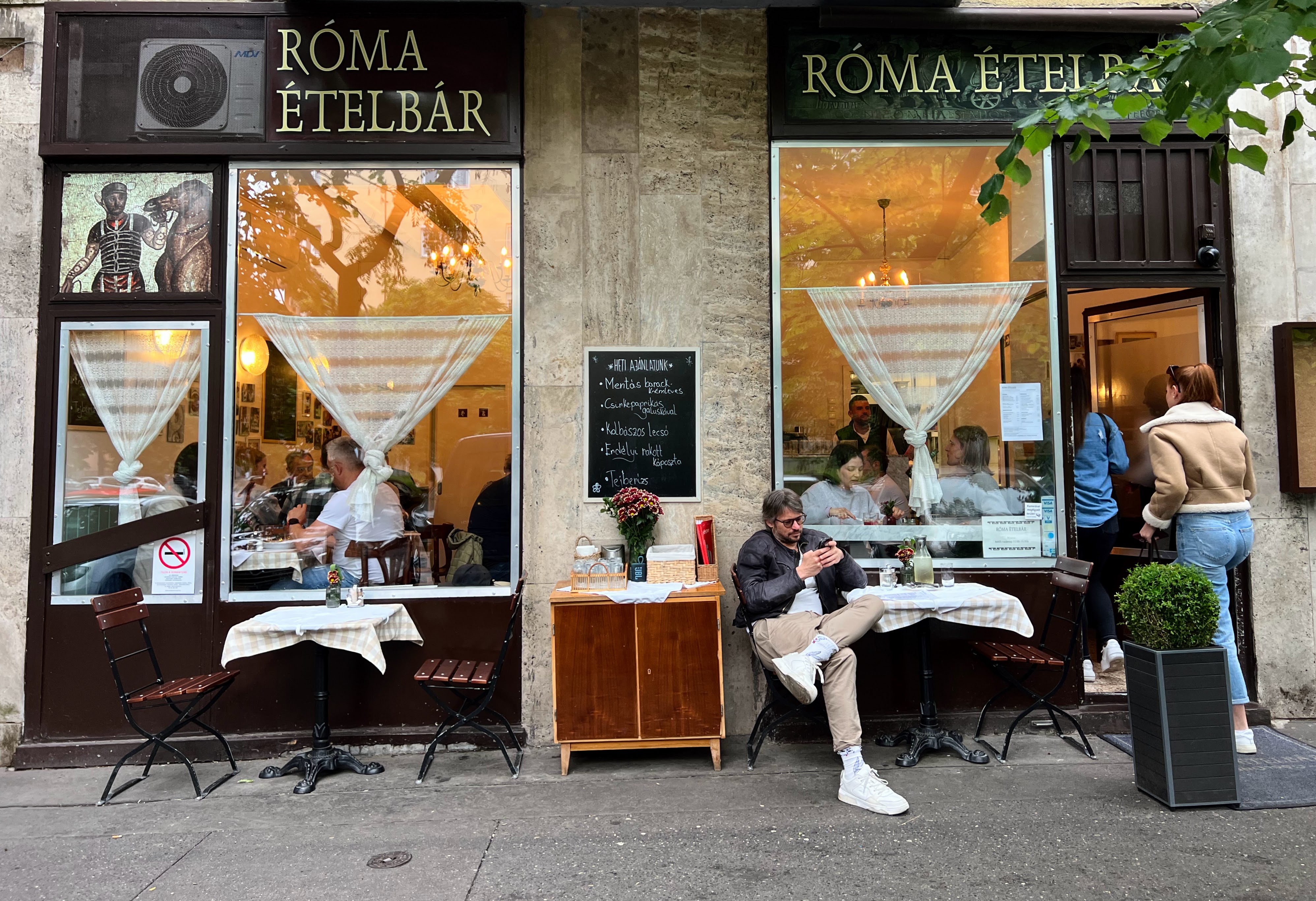 Kéhli Vendéglő - Offbeat Budapest & Vienna