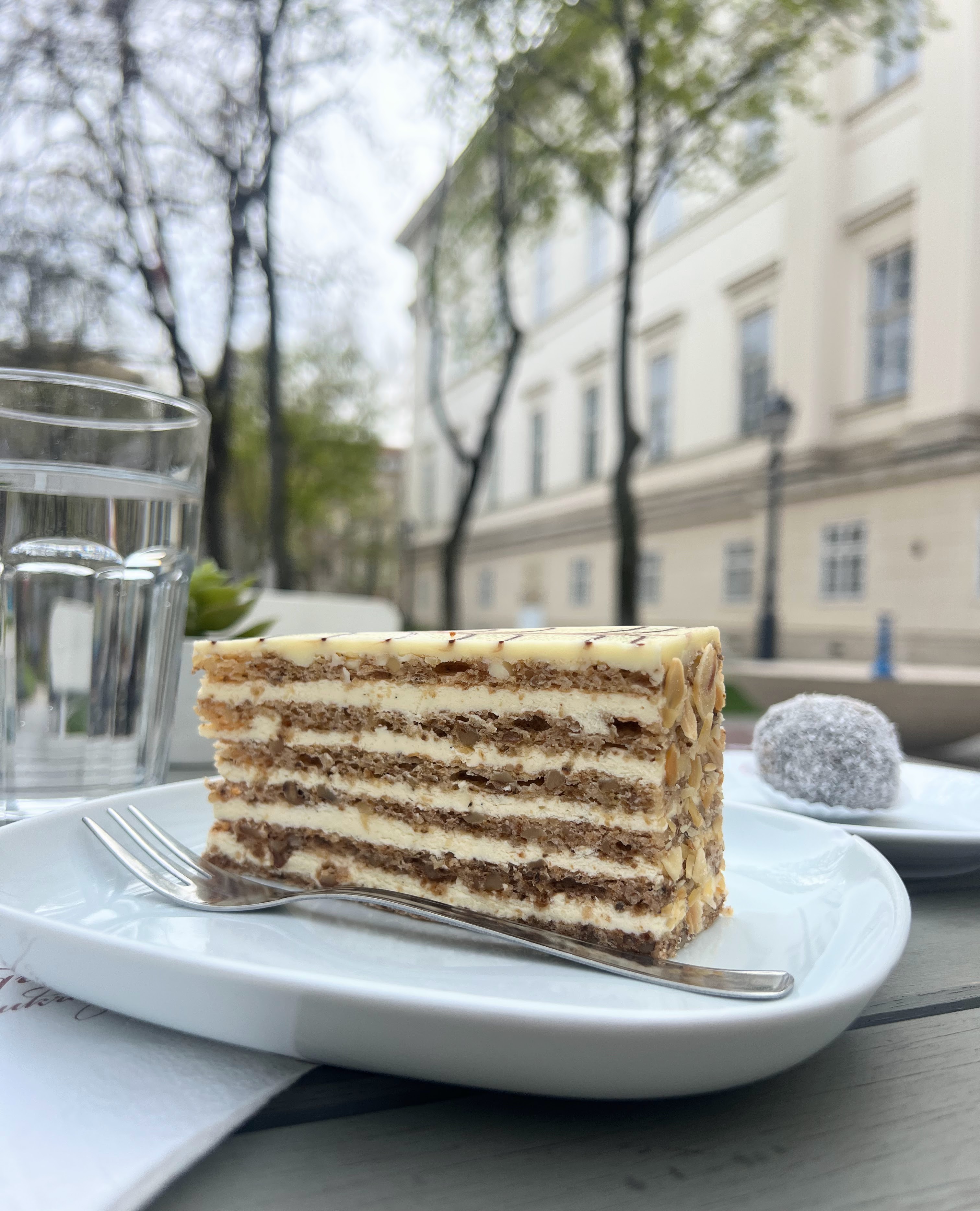 Geraldine (Museum Garden) - Offbeat Budapest & Vienna