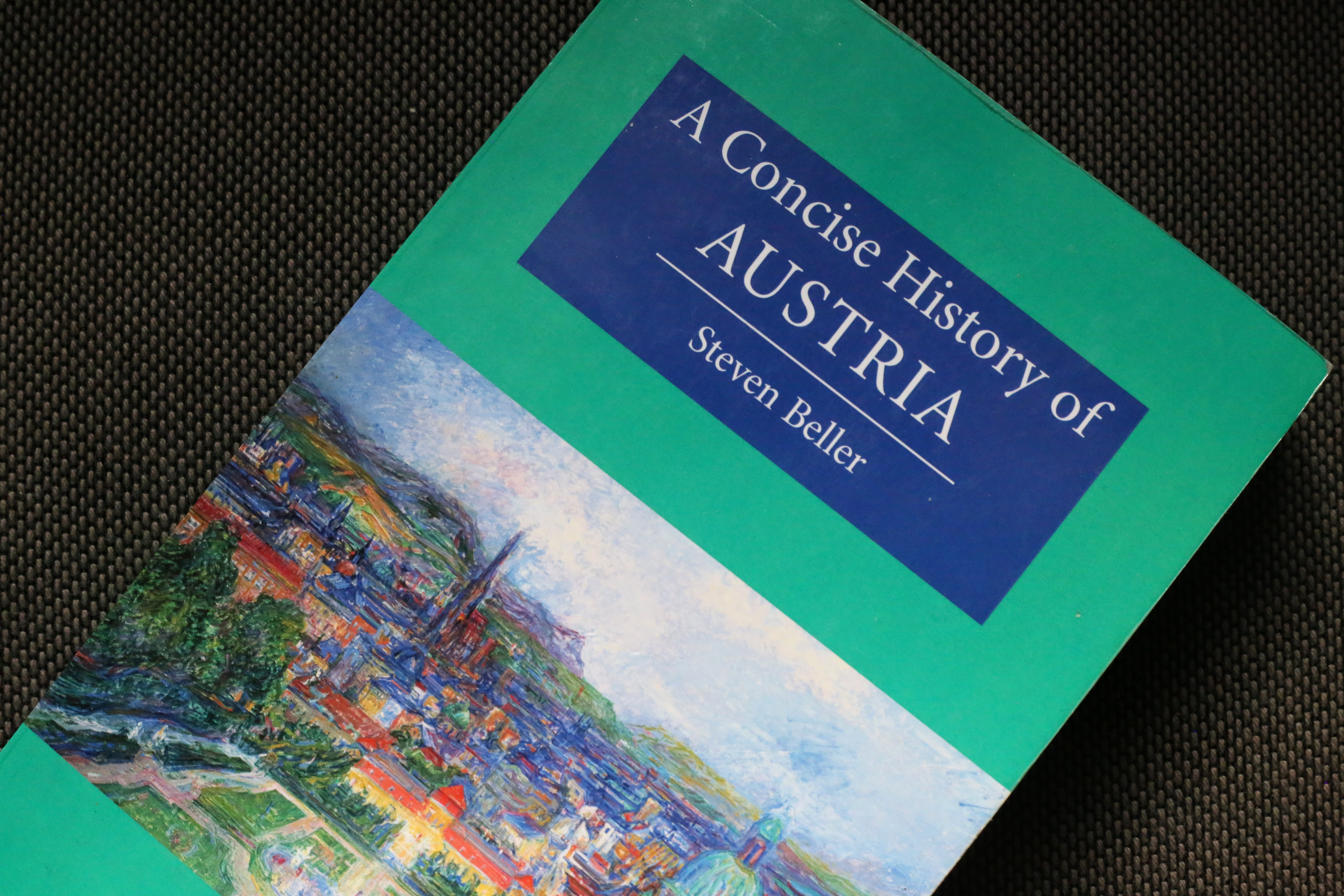18 Books To Make Sense of Vienna - Offbeat Budapest & Vienna