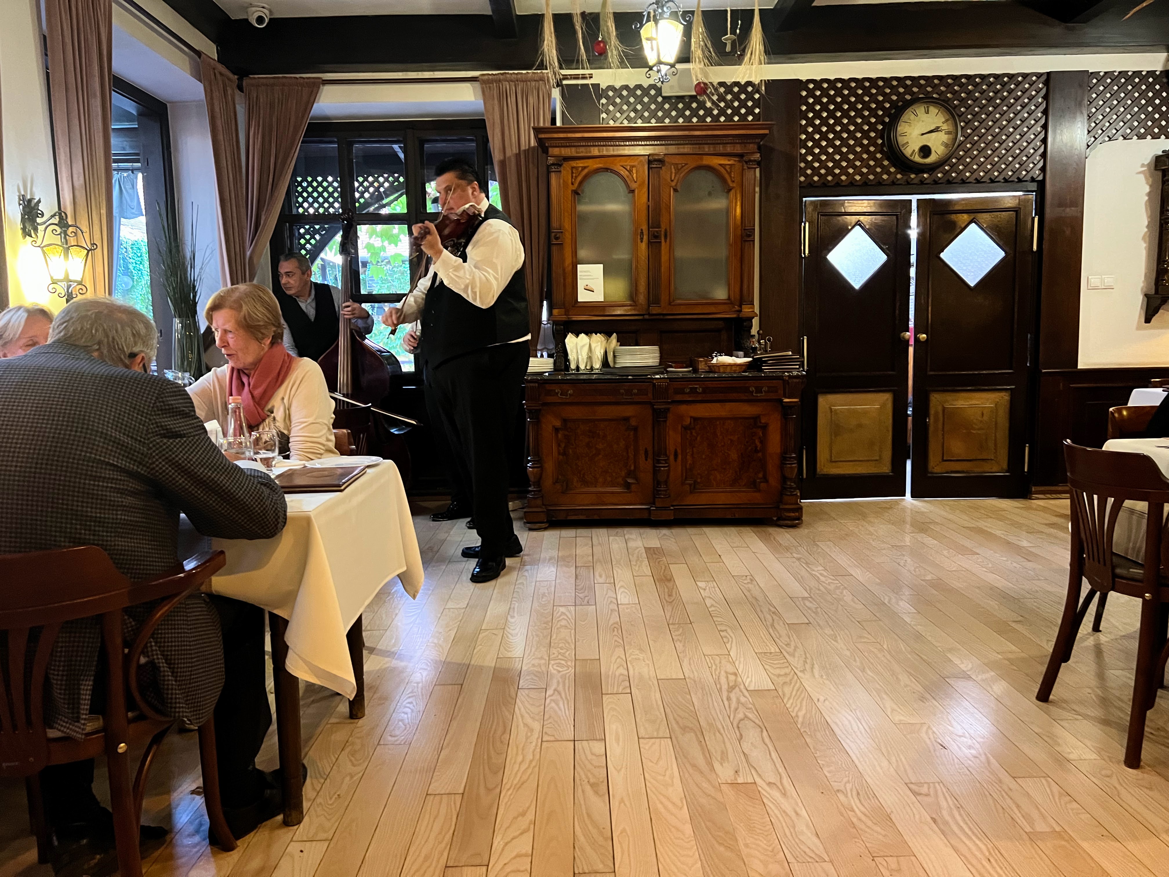 Kéhli Vendéglő - Offbeat Budapest & Vienna