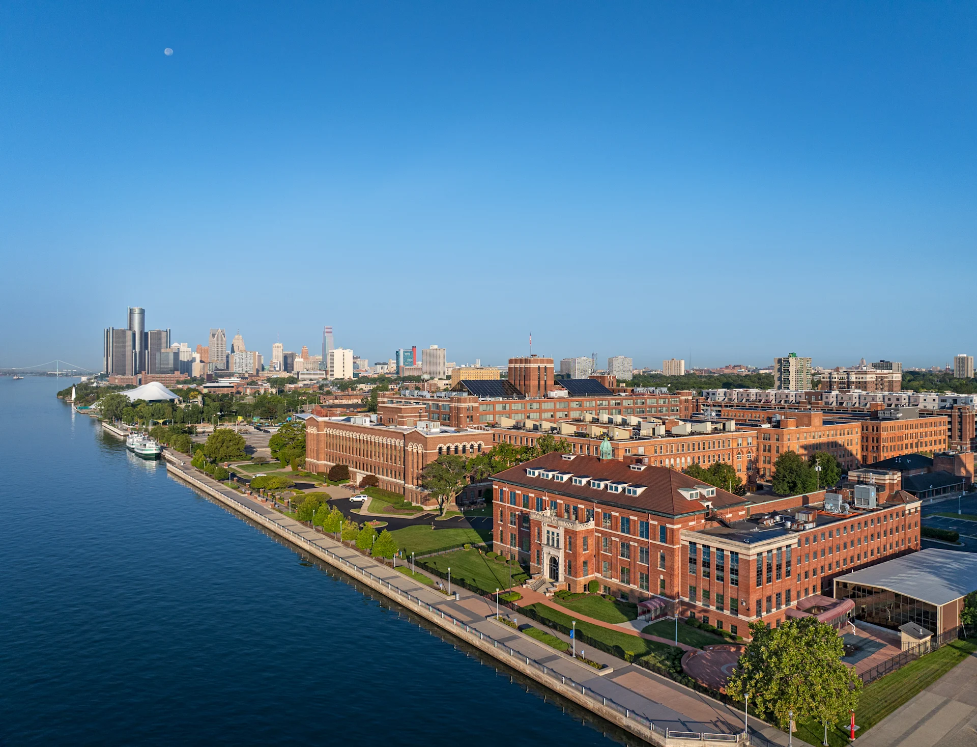 1000 River Place