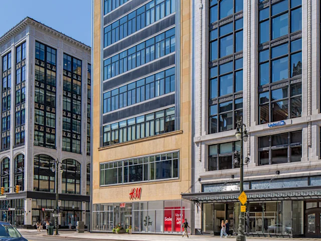 1505 Woodward