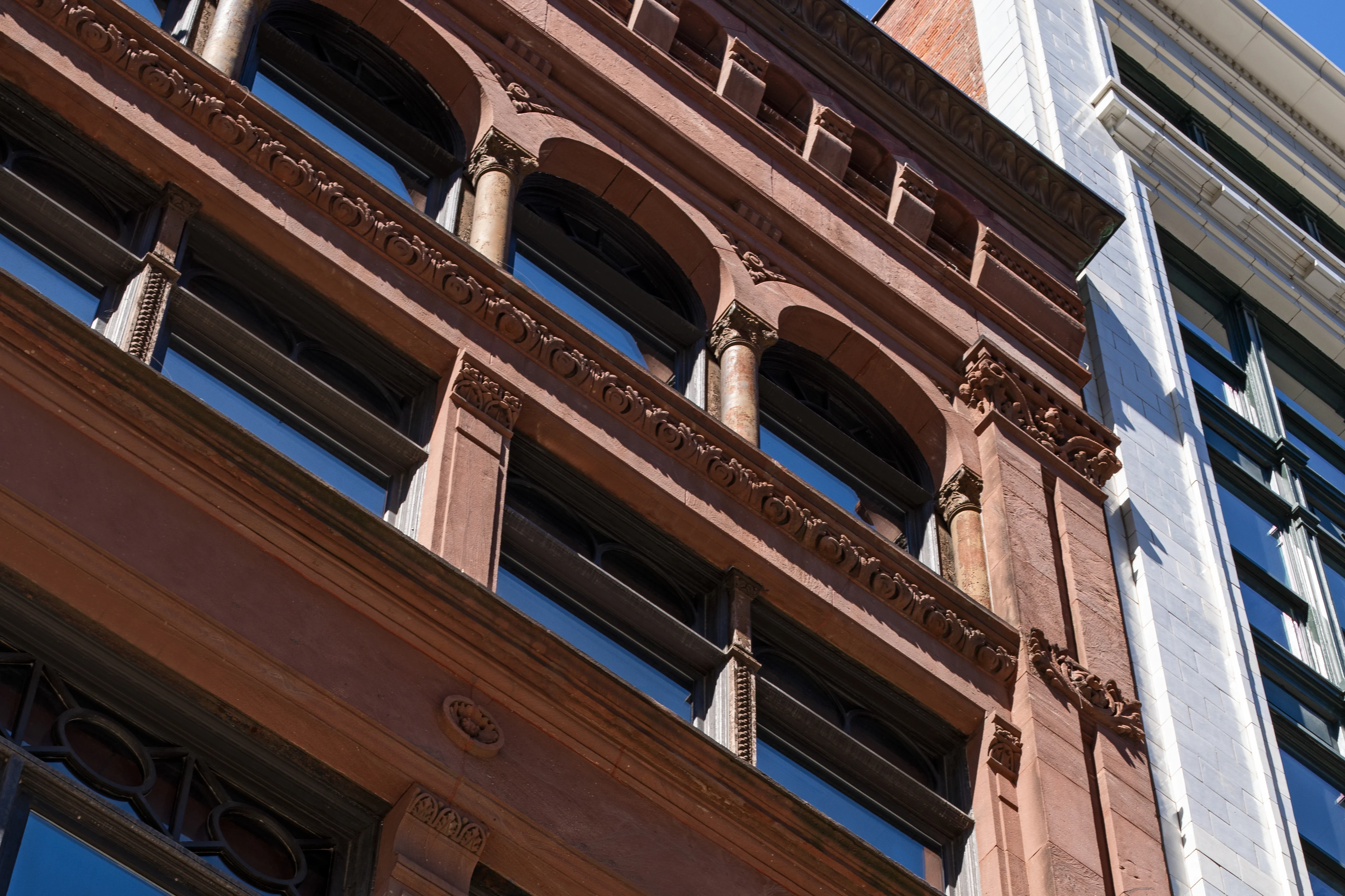 1217 Woodward
