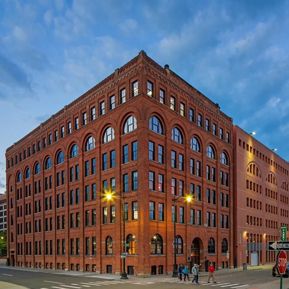Globe Building