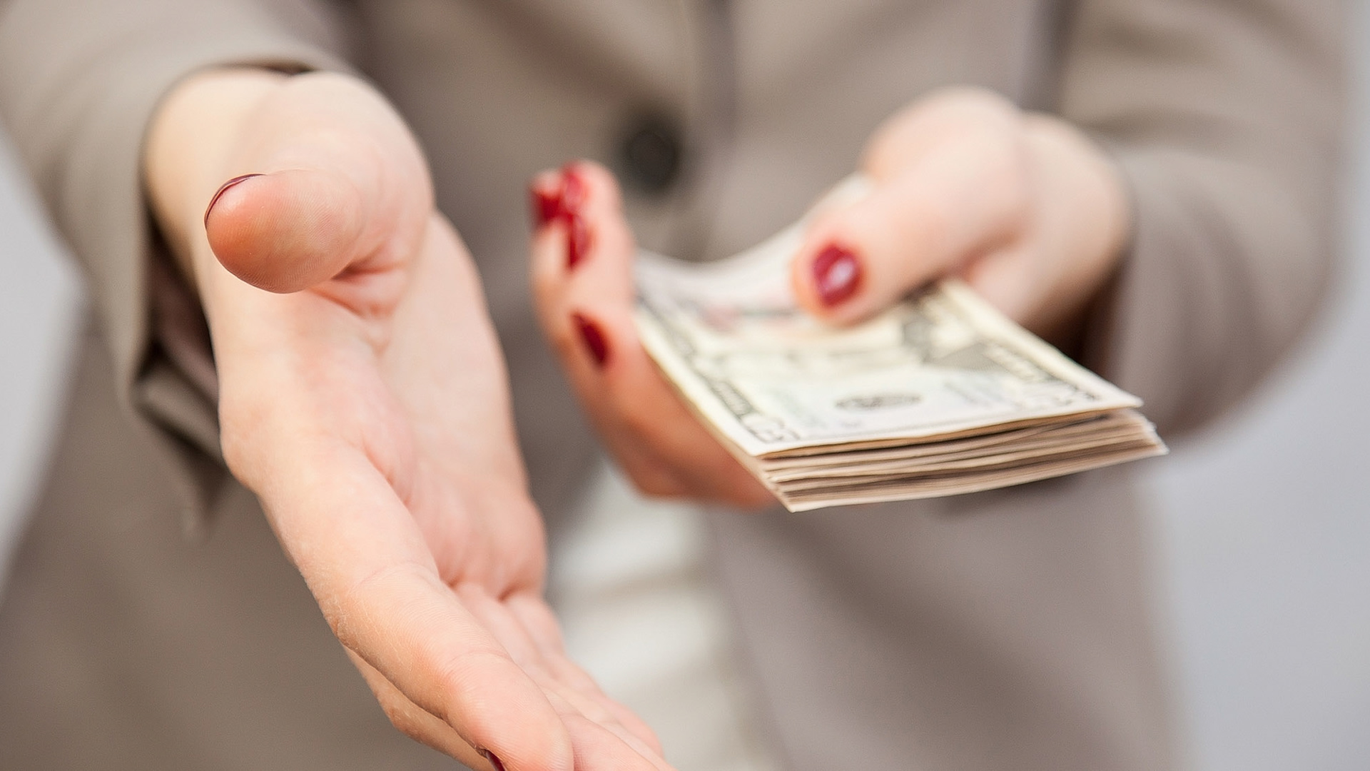 Where Can I Get a Cash Advance? 8 Options To Try Now