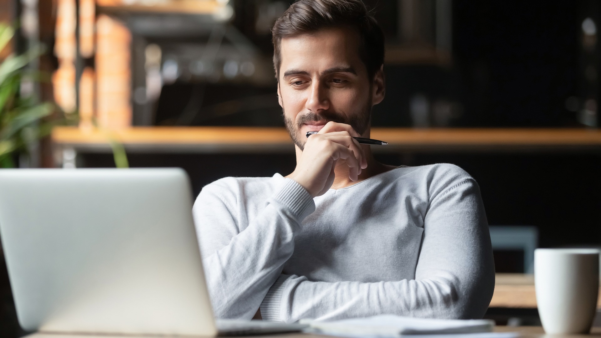 7 Ways Savvy People Protect Their Money From Scams