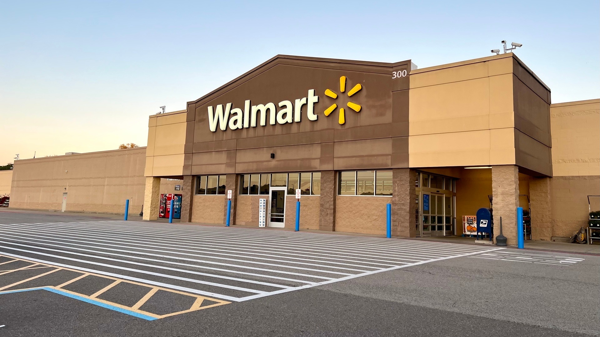 I Stopped Shopping at Walmart and My Wallet Thanked Me