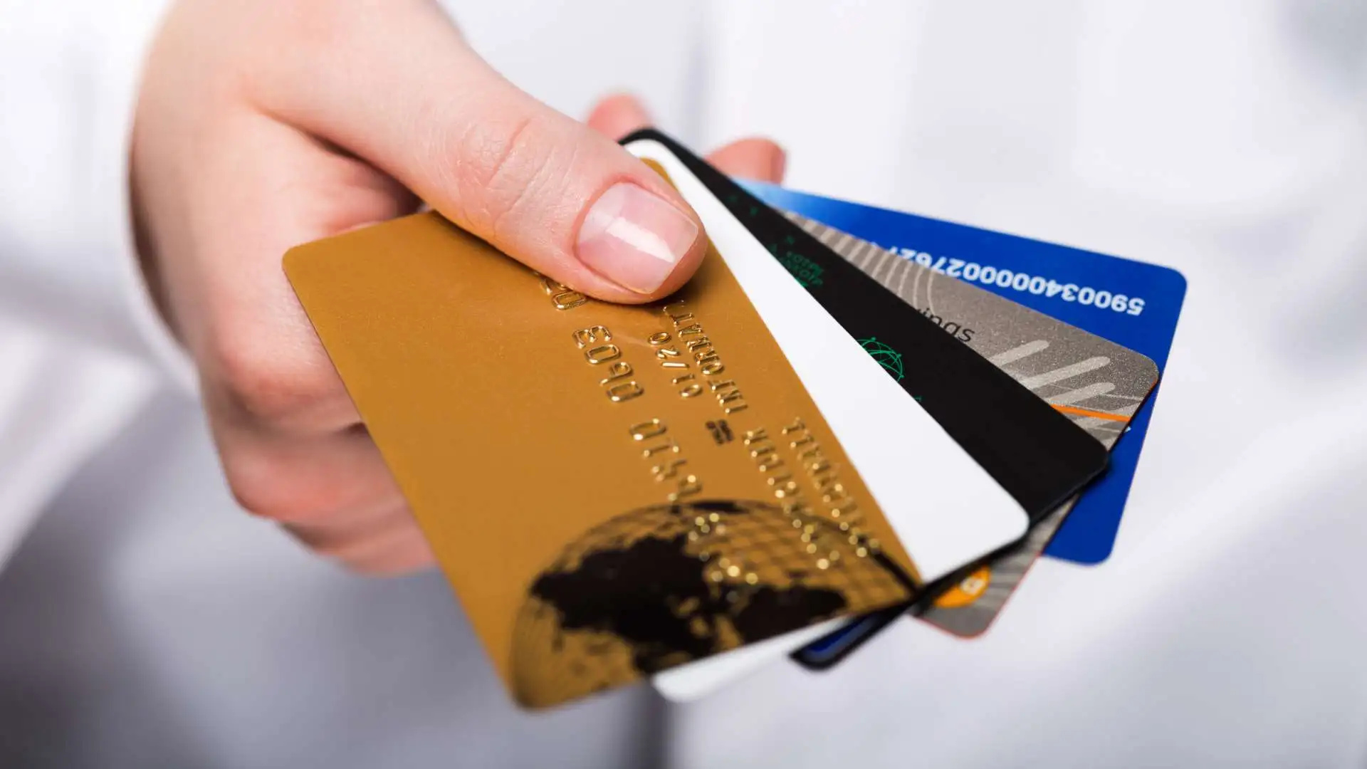 Rebuilding Credit After Bankruptcy in 2026: Which Cards Are Best?
