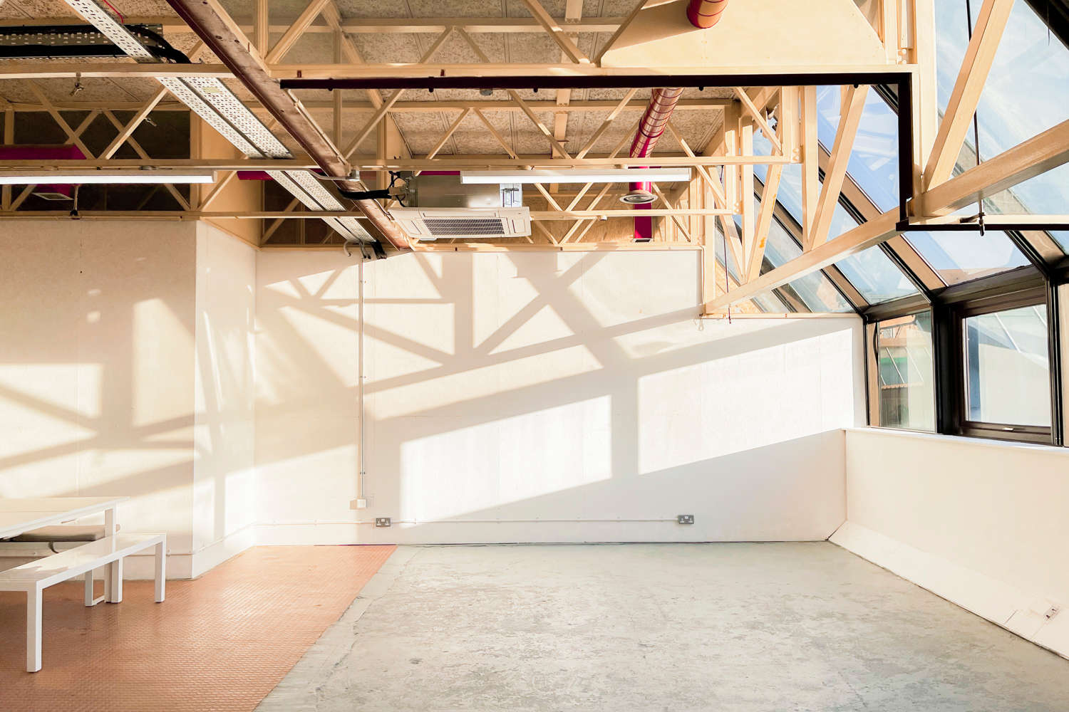 Hackney-Depot-White-Studio-London-11