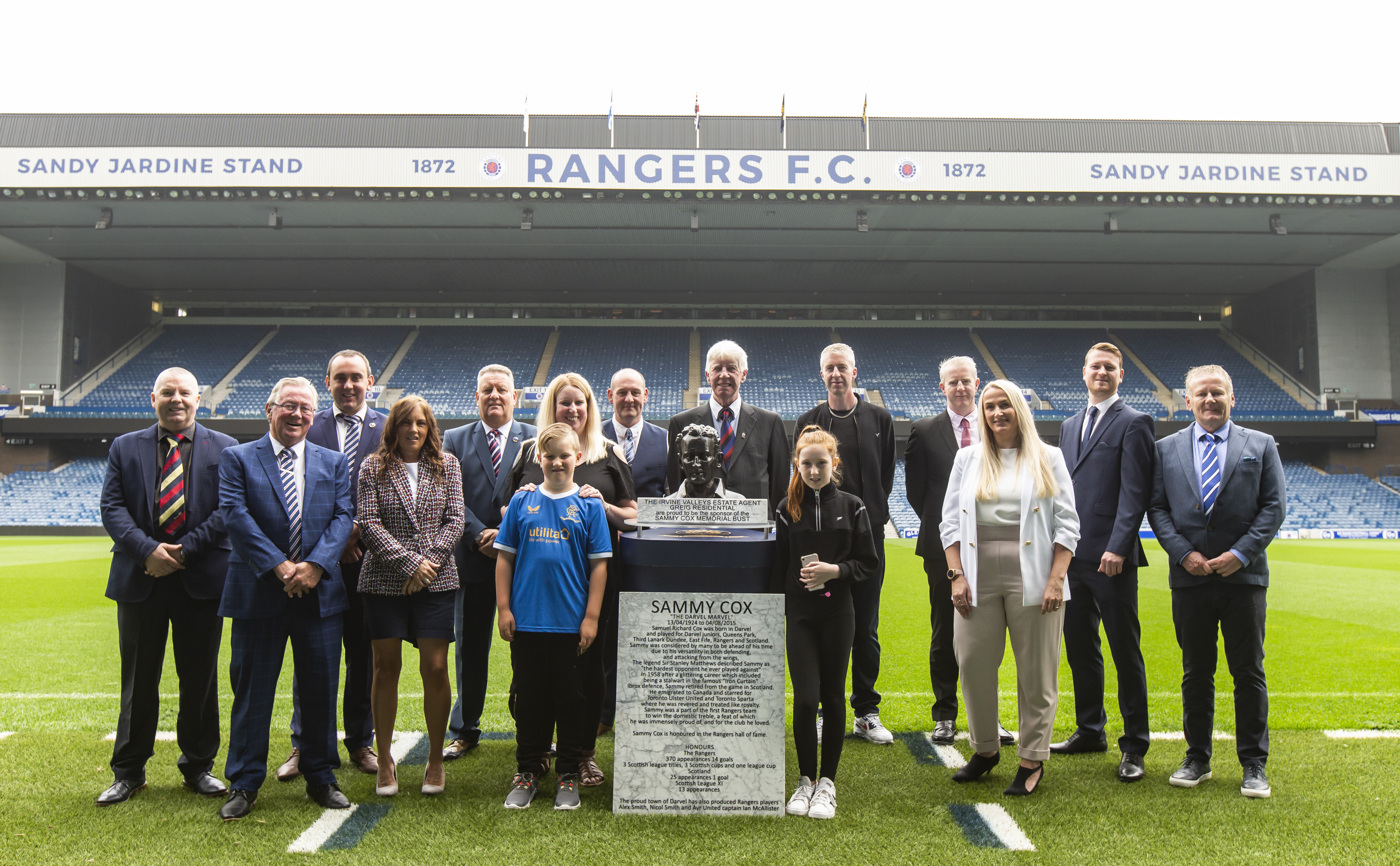 Sammy Cox Memorial Committee Welcomed At Ibrox | Rangers Football Club