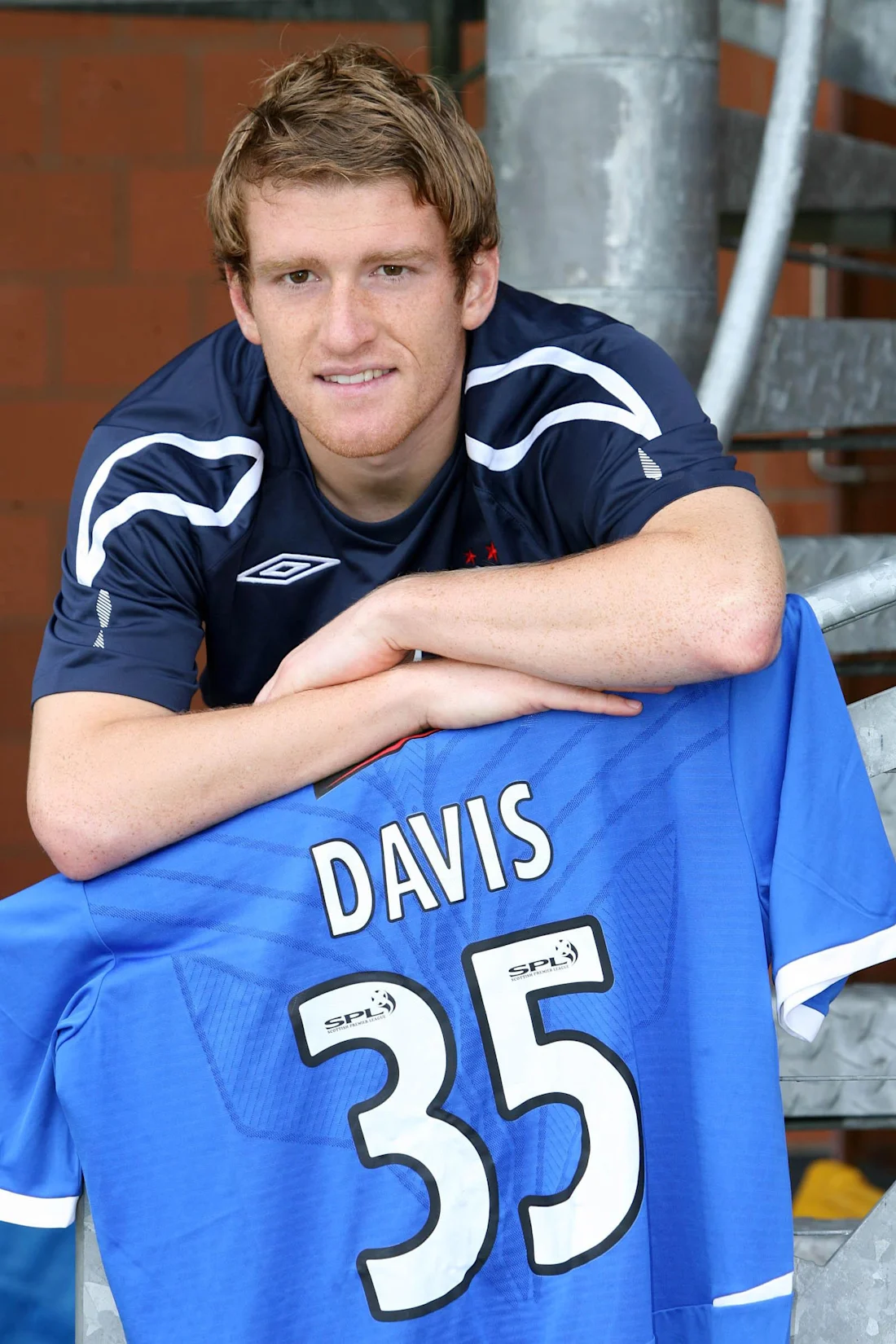 Steven Davis Football