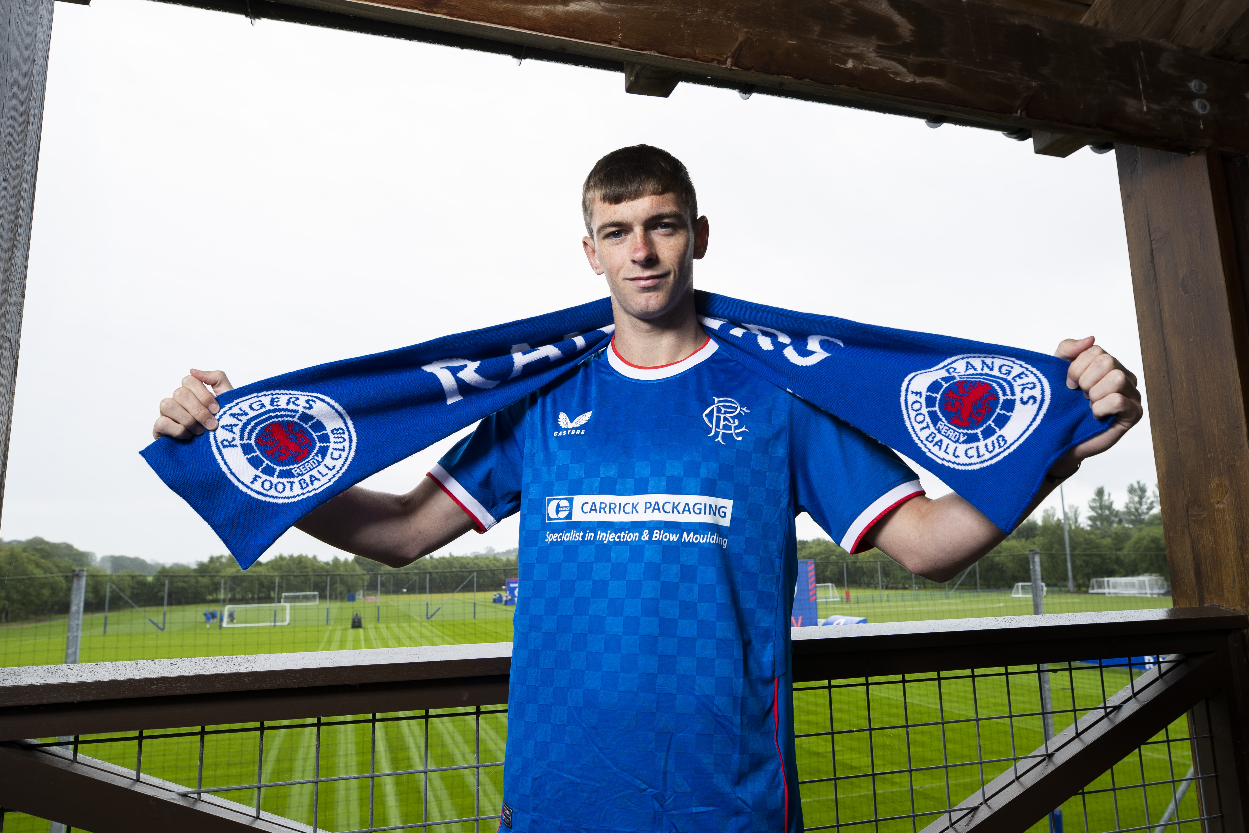 Cole McKinnon Signs New Deal | Rangers Football Club