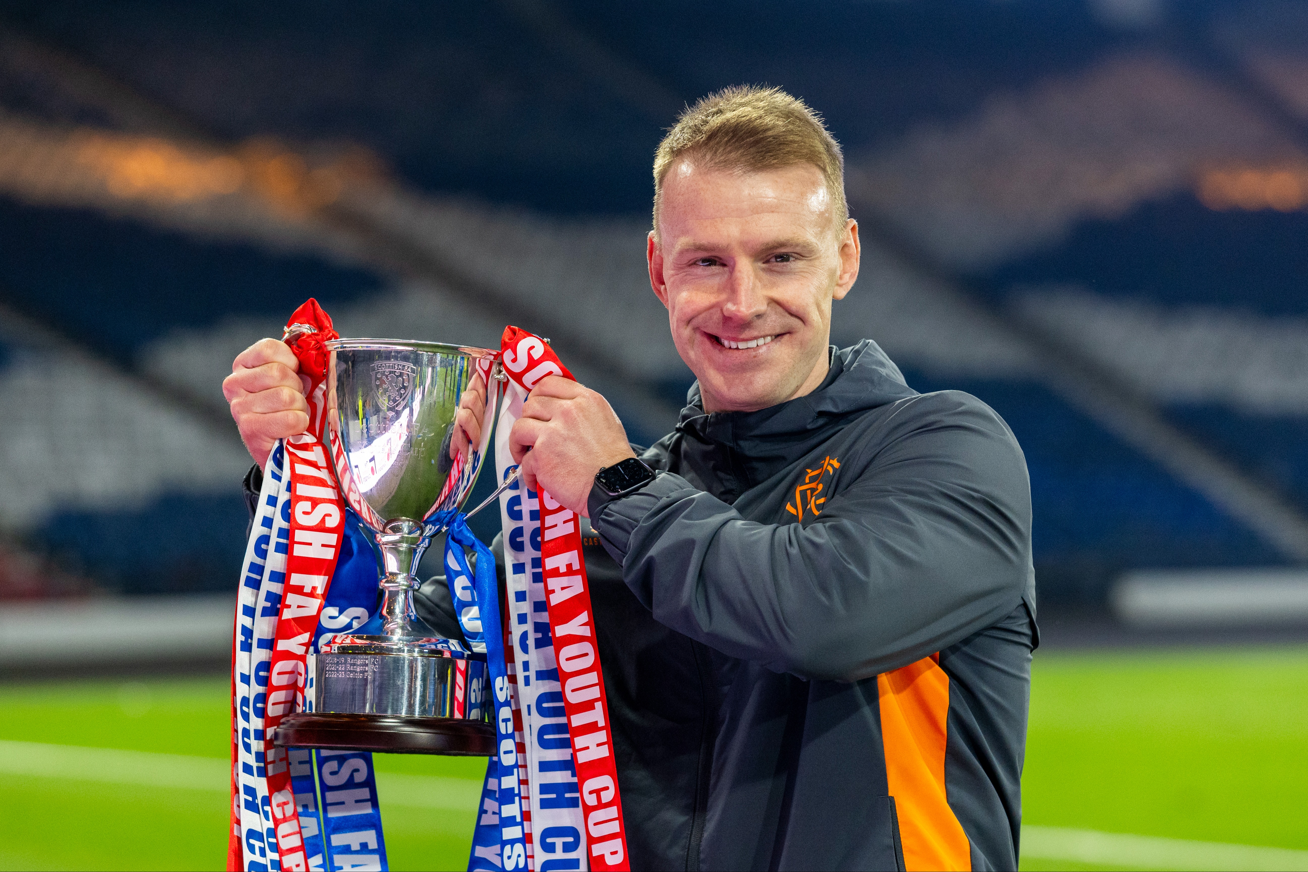 Stevie Smith Praises The Character of His Squad | Rangers Football Club