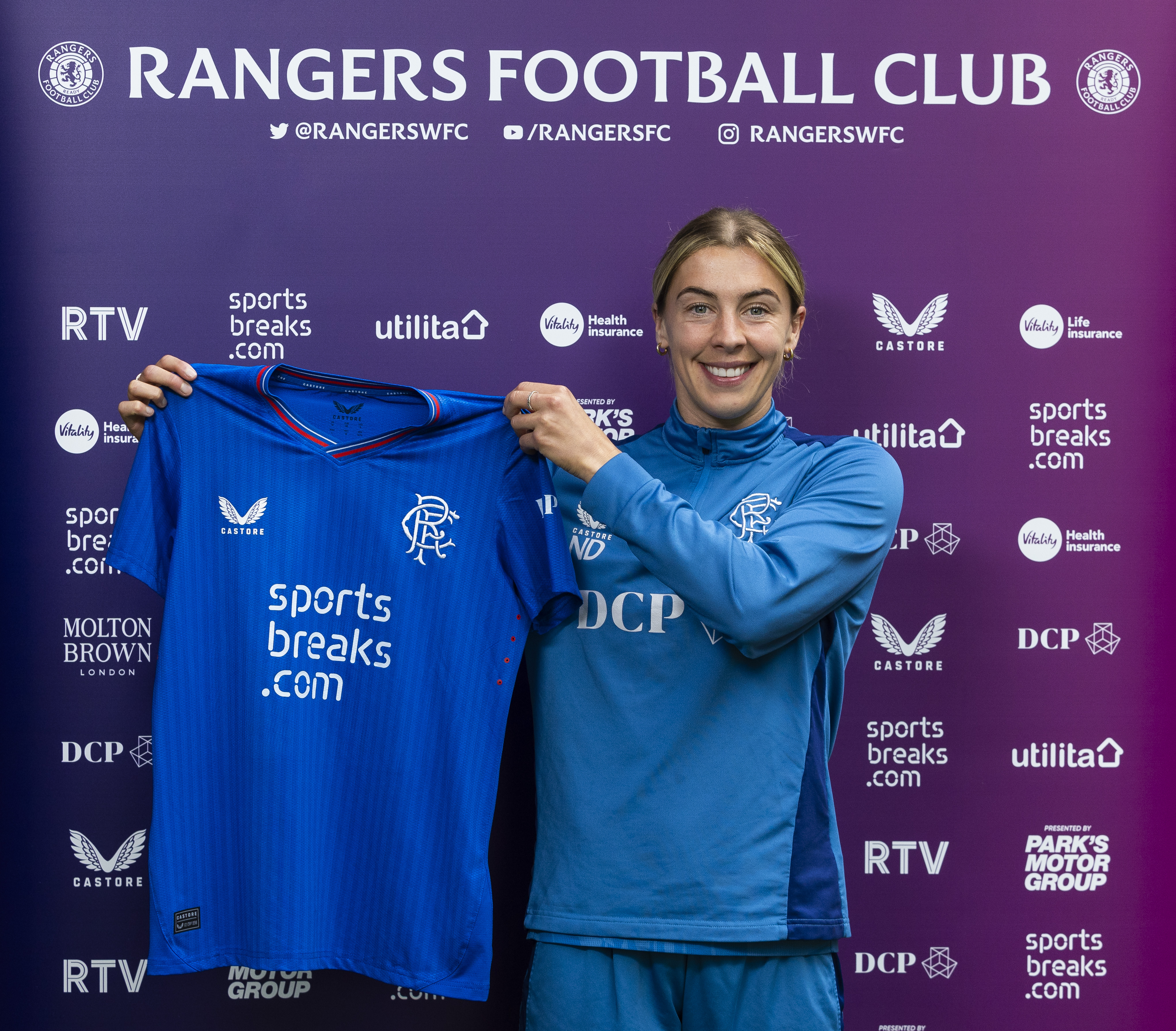 Nicola Docherty Signs Contract Extension | Rangers Football Club