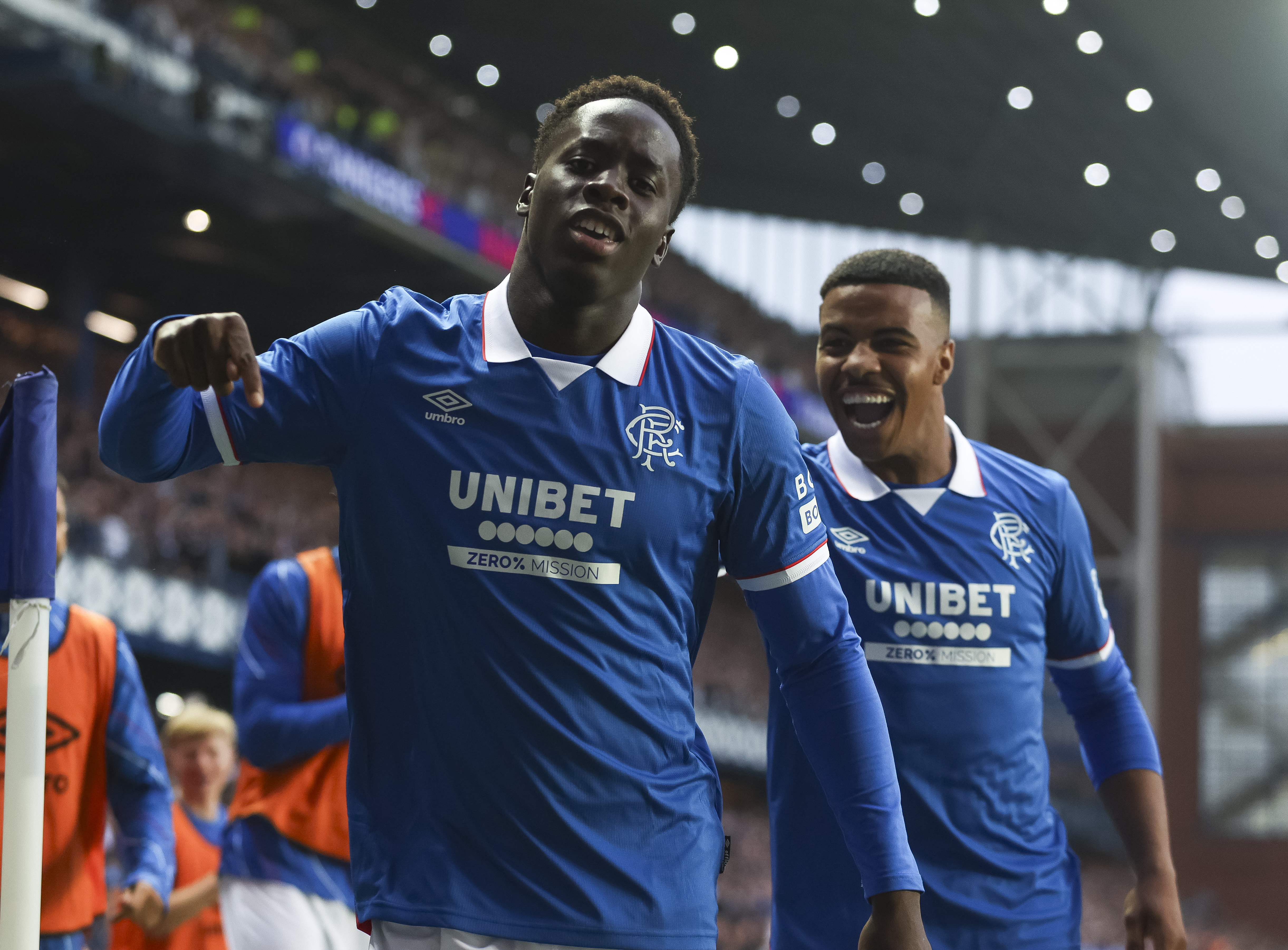 Inside Ibrox - Incredible Scenes As Curtis & Gassama Score Stunners ...