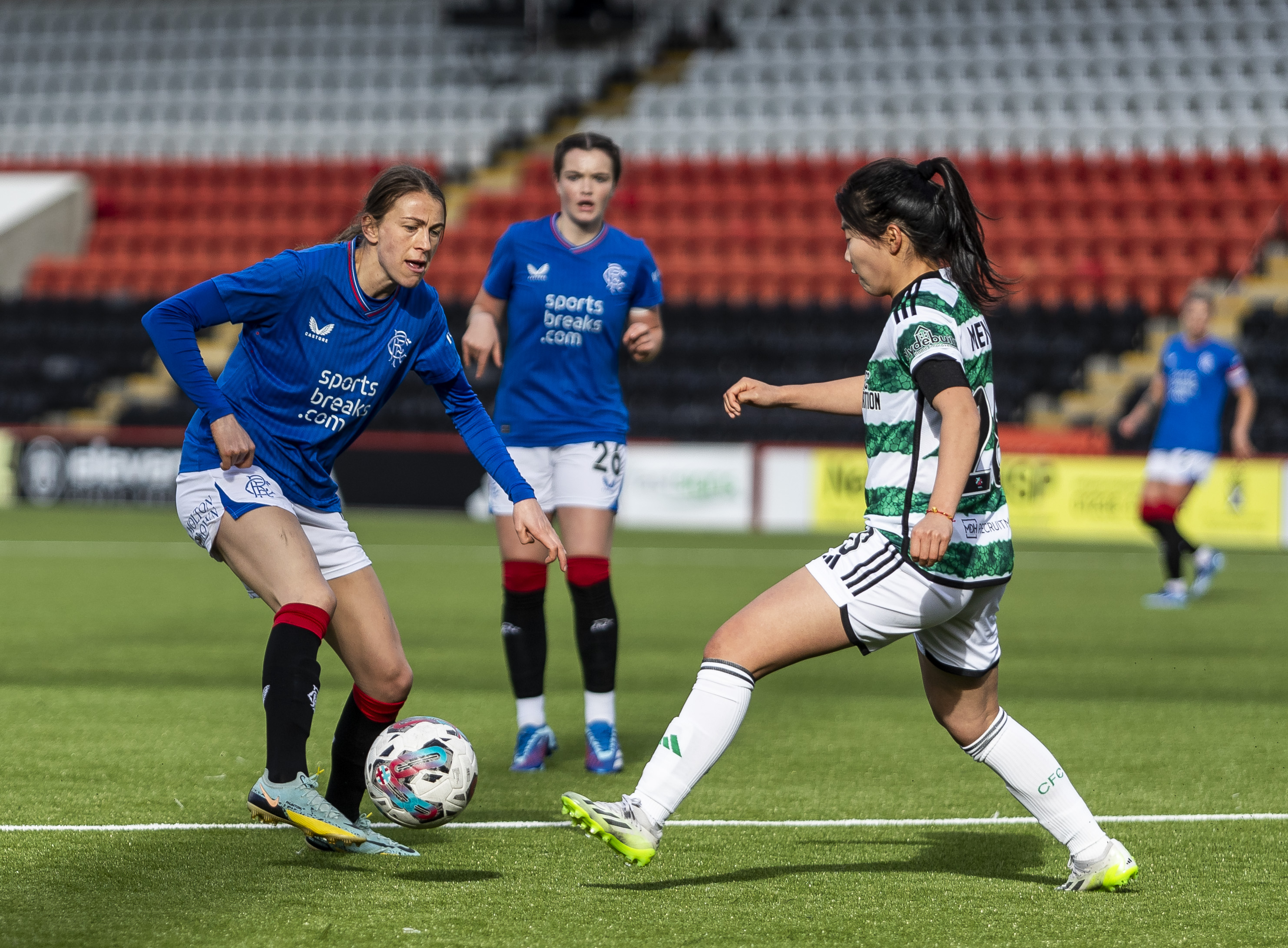 Lizzie Arnot Pleased To Make Her Return From Injury | Rangers Football Club