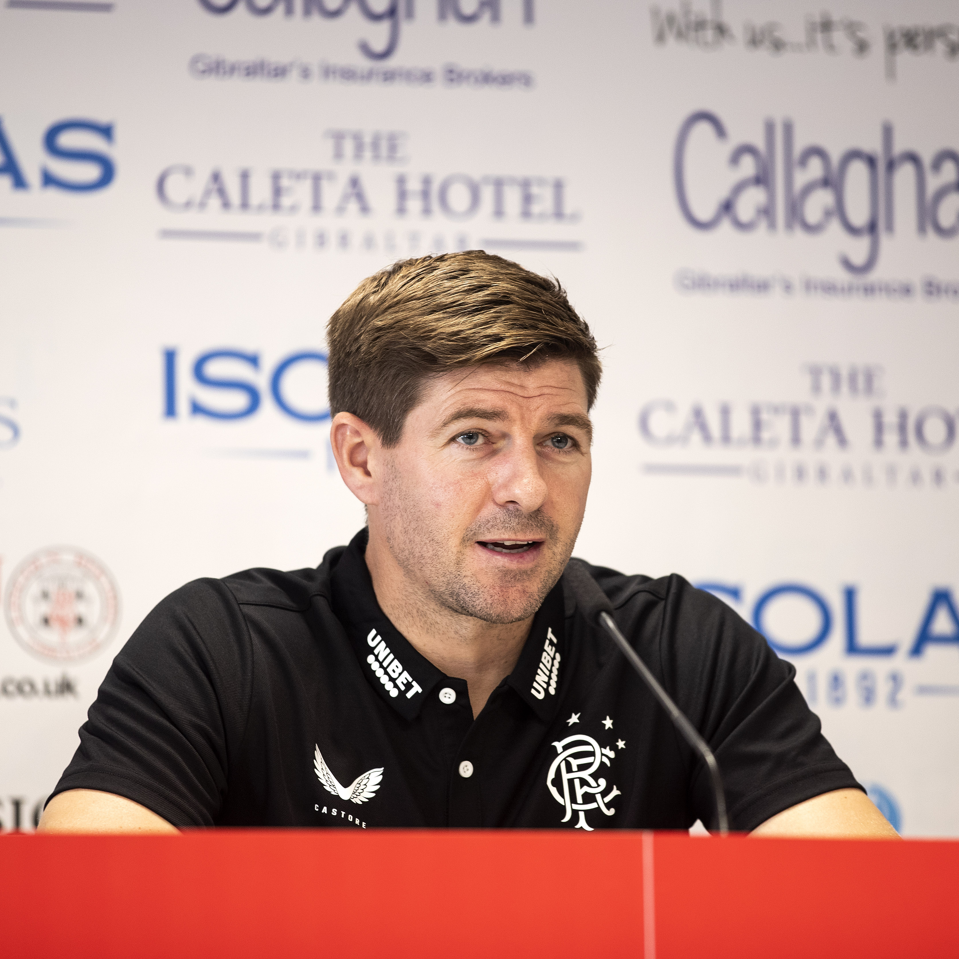 Gerrard: Players To Show A Strong Mentality | Rangers Football Club