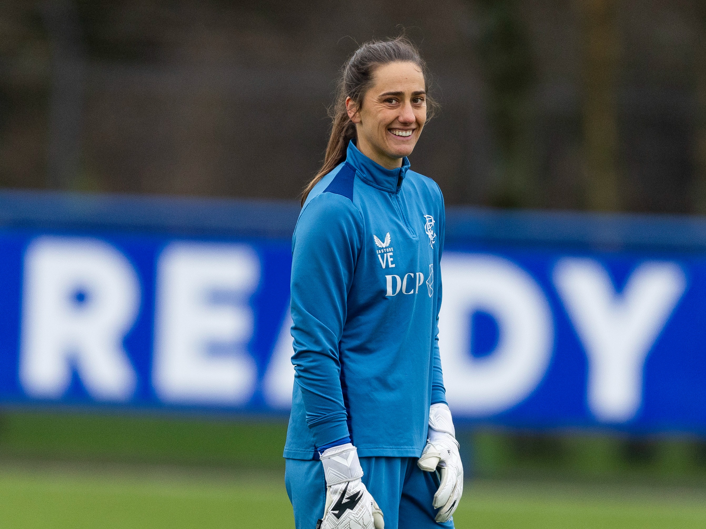 Victoria Esson Signs Contract Extension | Rangers Football Club