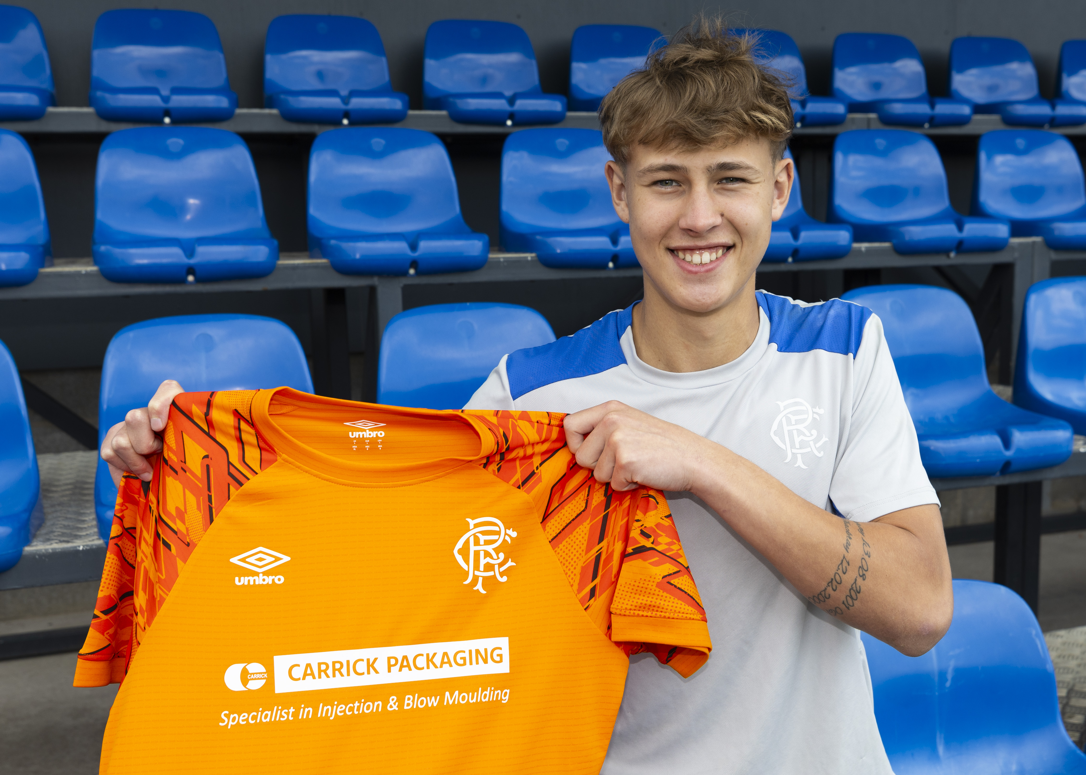 Greig Thackray Signs Contract Extension | Rangers Football Club