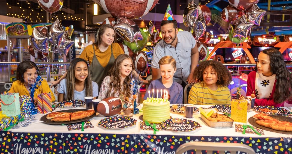 Birthday | Main Event