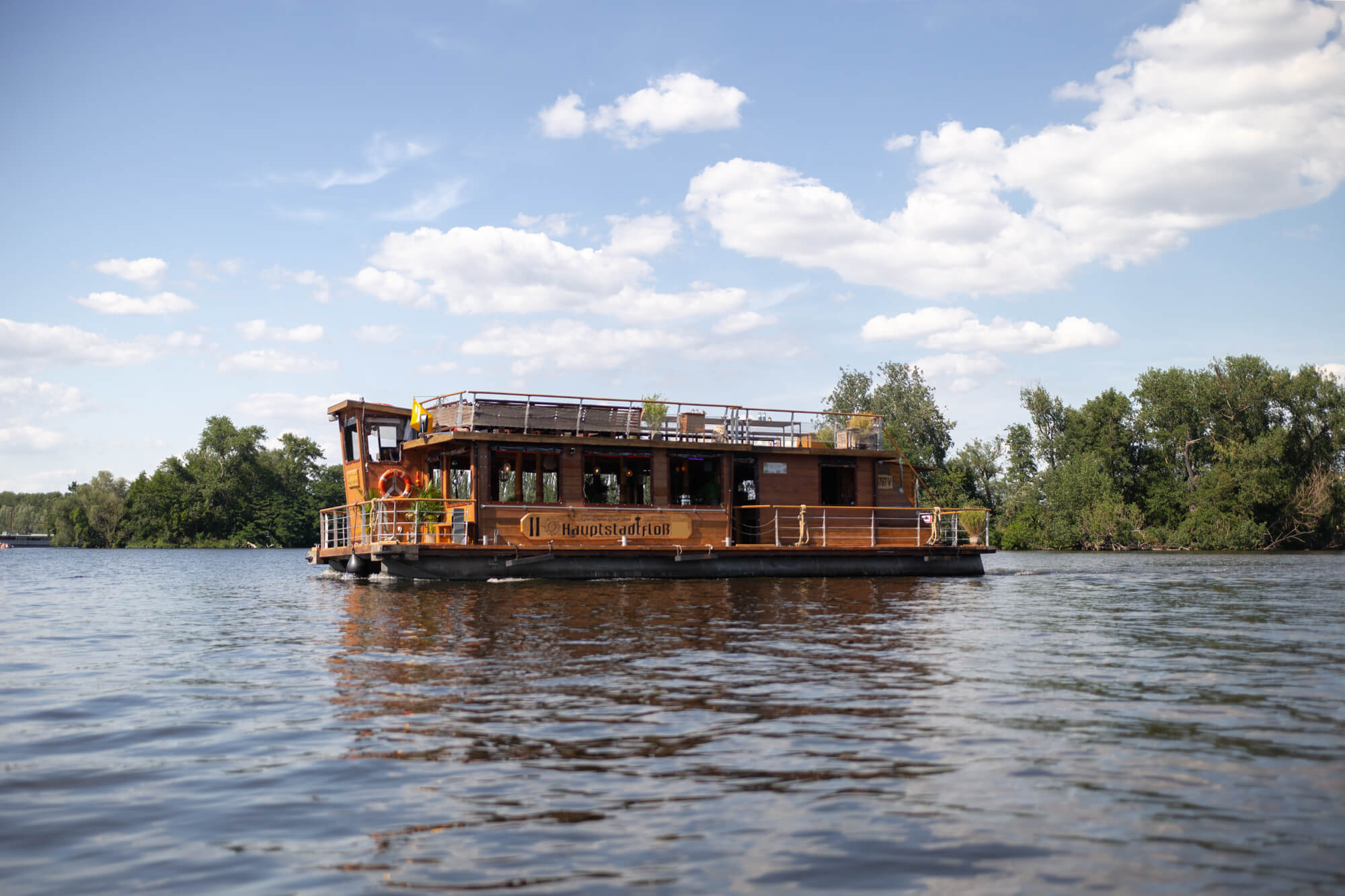 Floß mieten in Berlin | Floßverleih
