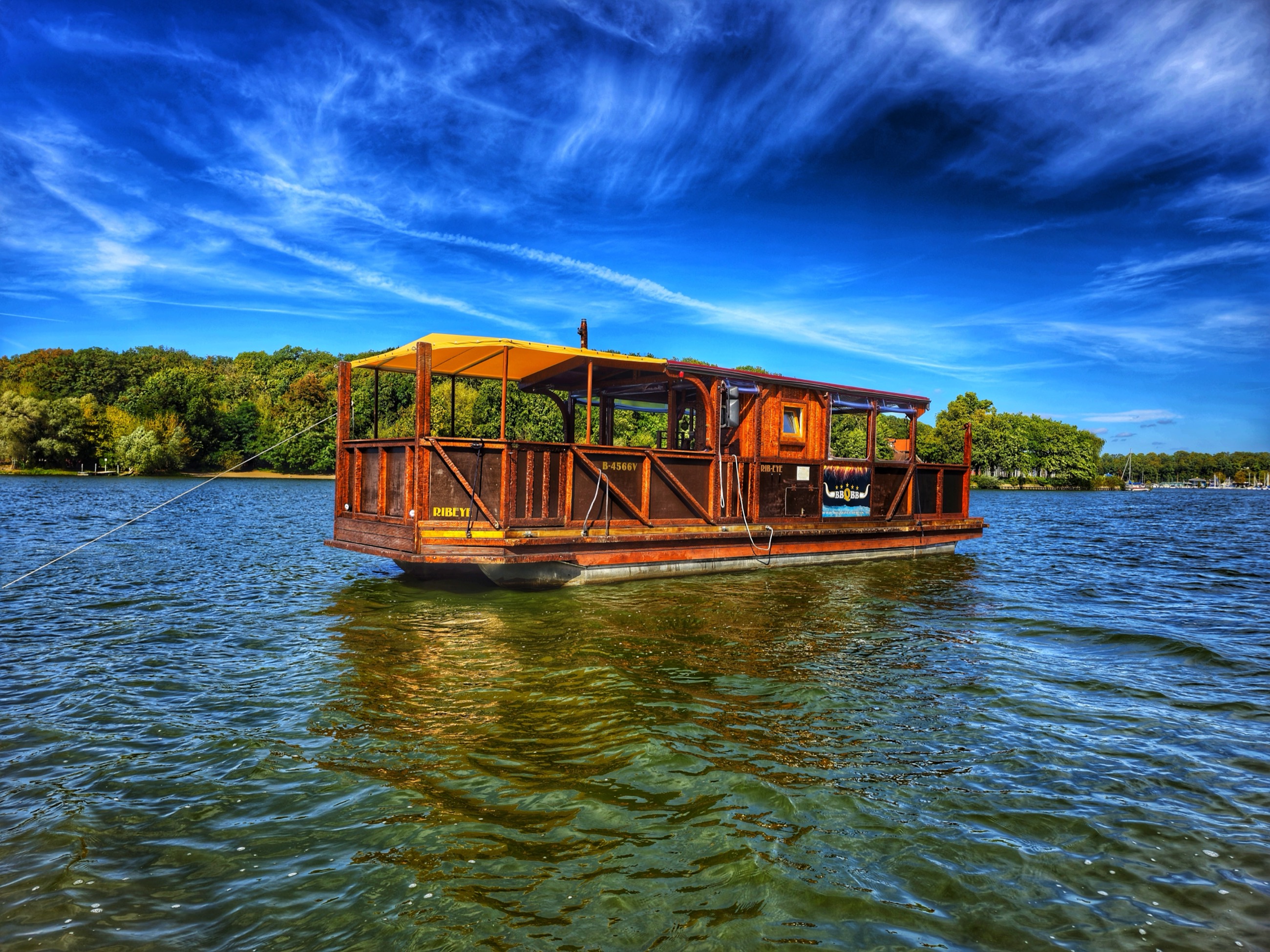 Floß mieten in Berlin | Floßverleih