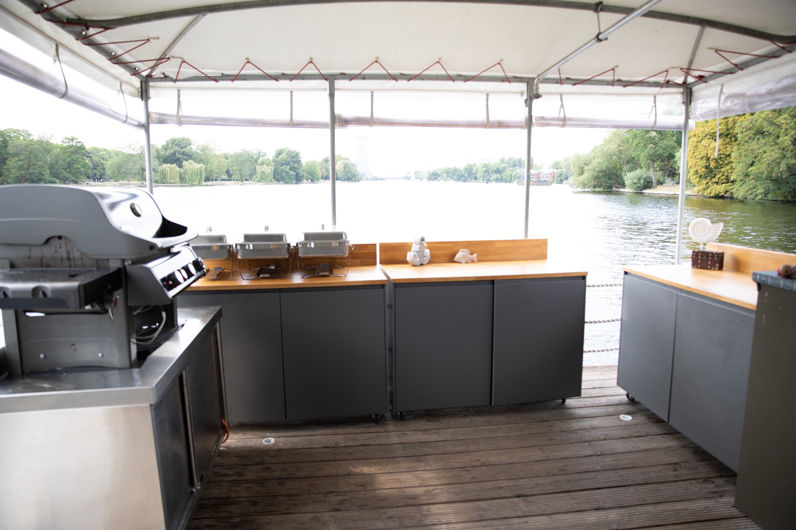 Rent a Raft | Berlin Boat Rental
