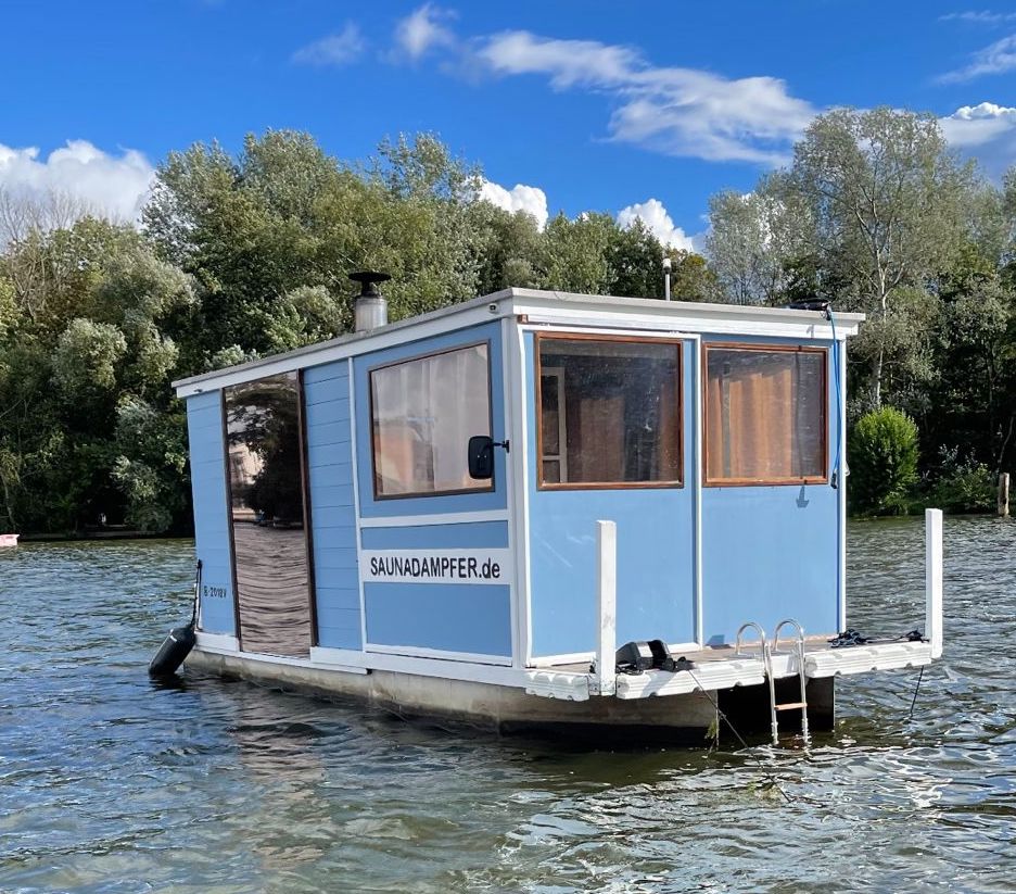Sauna Boat on the Spree | Berlin Boat Rental