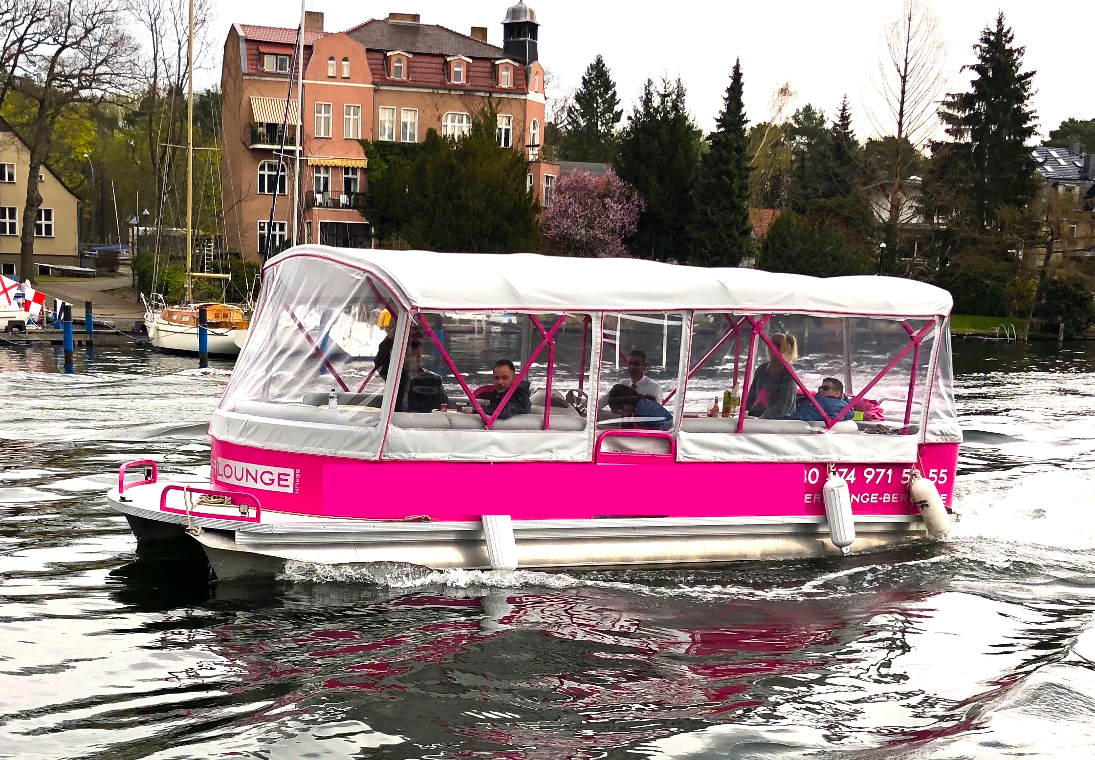 Rent a Raft in Berlin | Boat rental