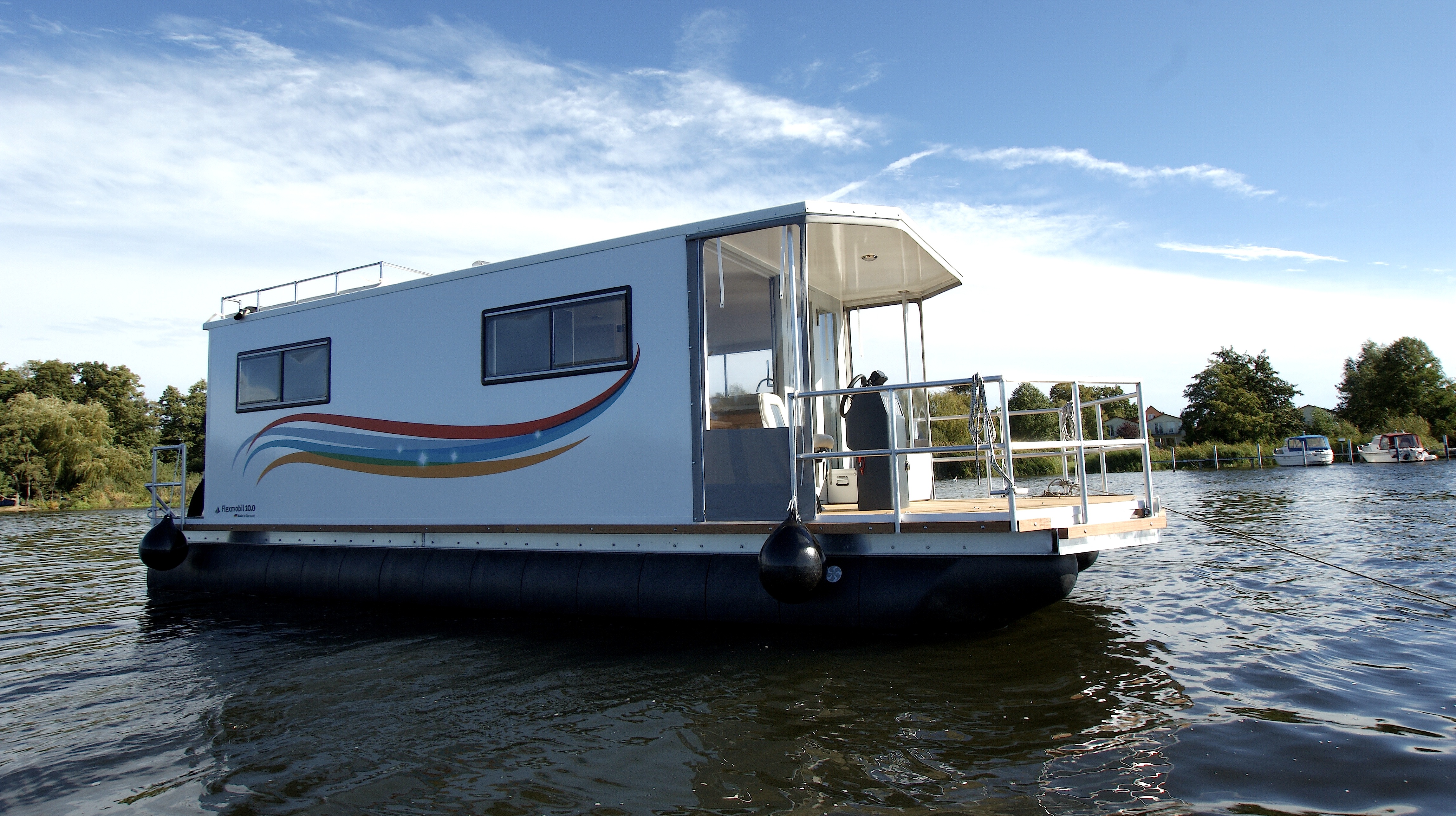 Boote in Berlin mieten | Selbstfahrer mit und ohne Bootsführerschein