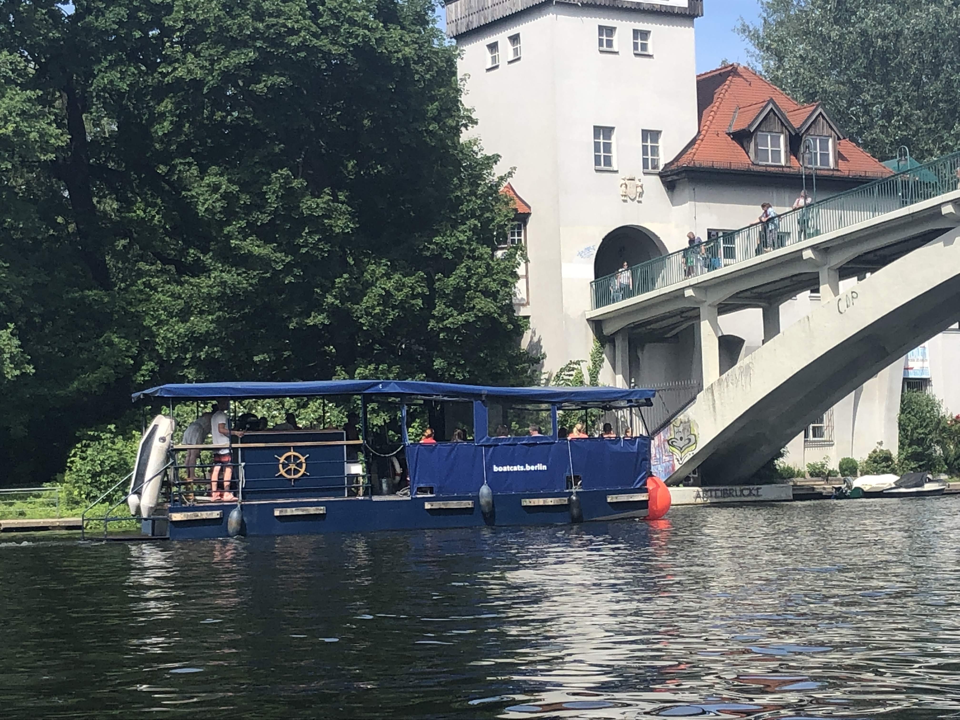 Hopper Party Boat for Stag or Hen Parties | Boat Rental