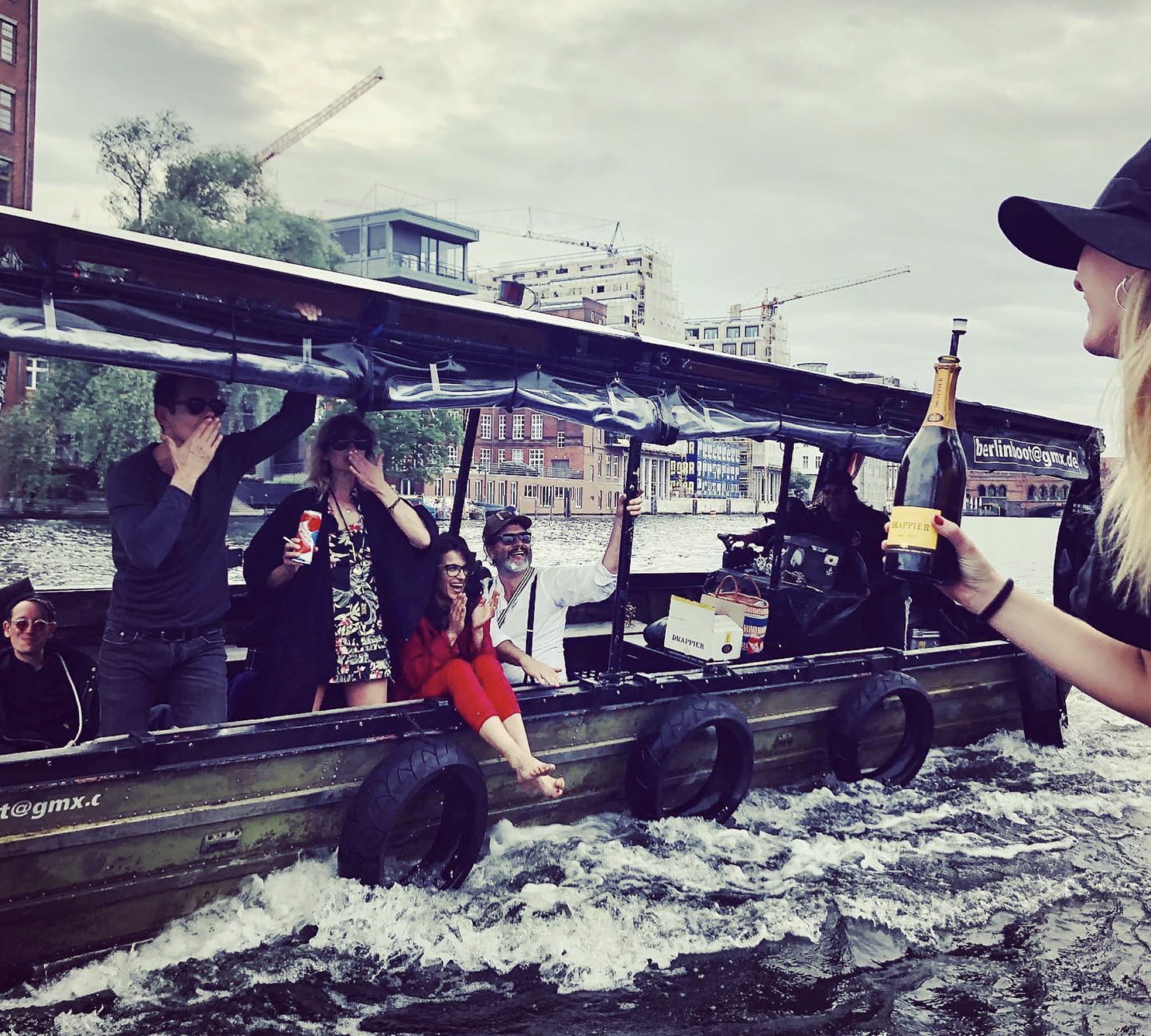 Partyboot mit Kapitän | Bootsverleih