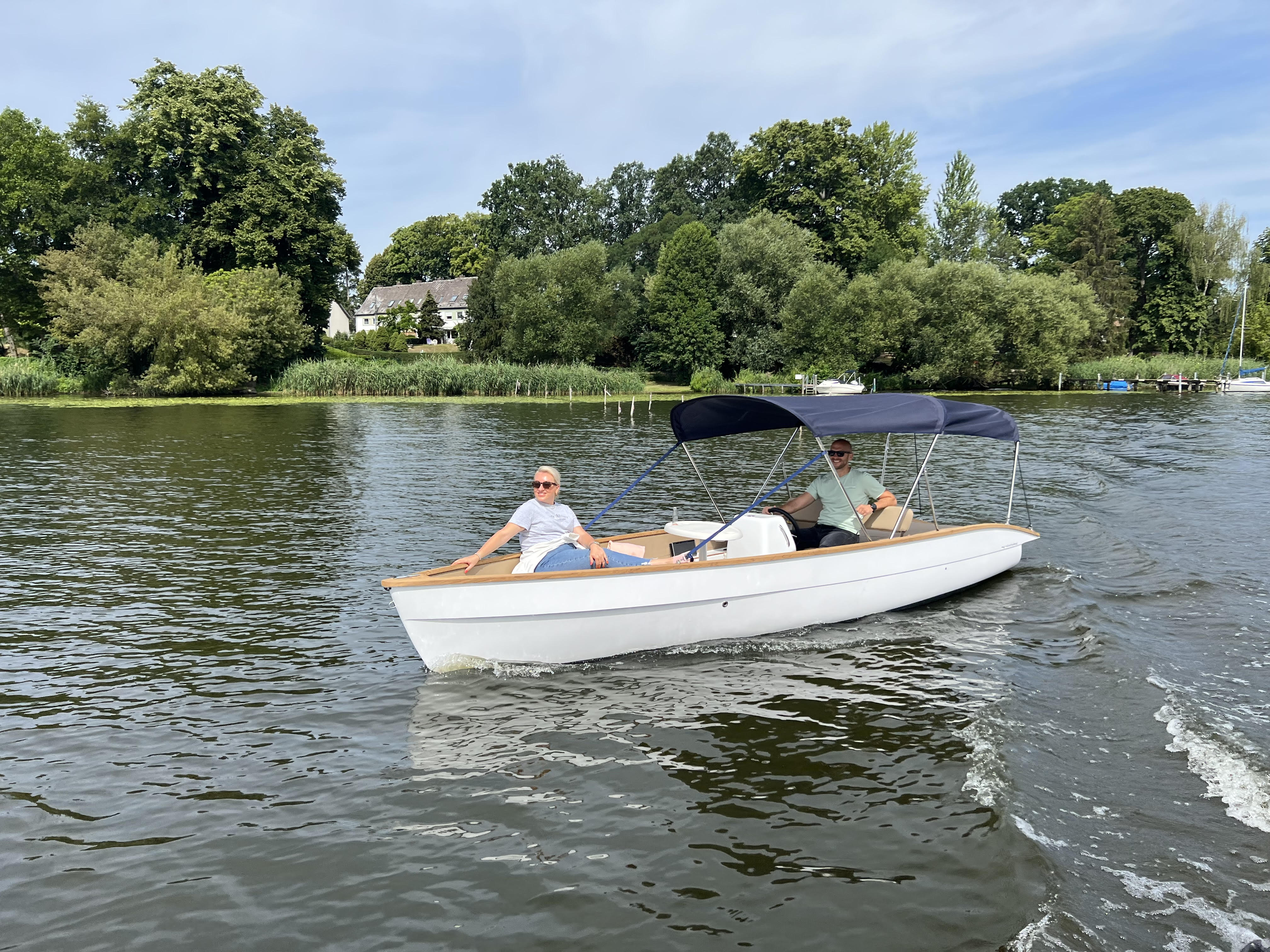 Boot mieten in Berlin | Boote, Flöße und Schiffe