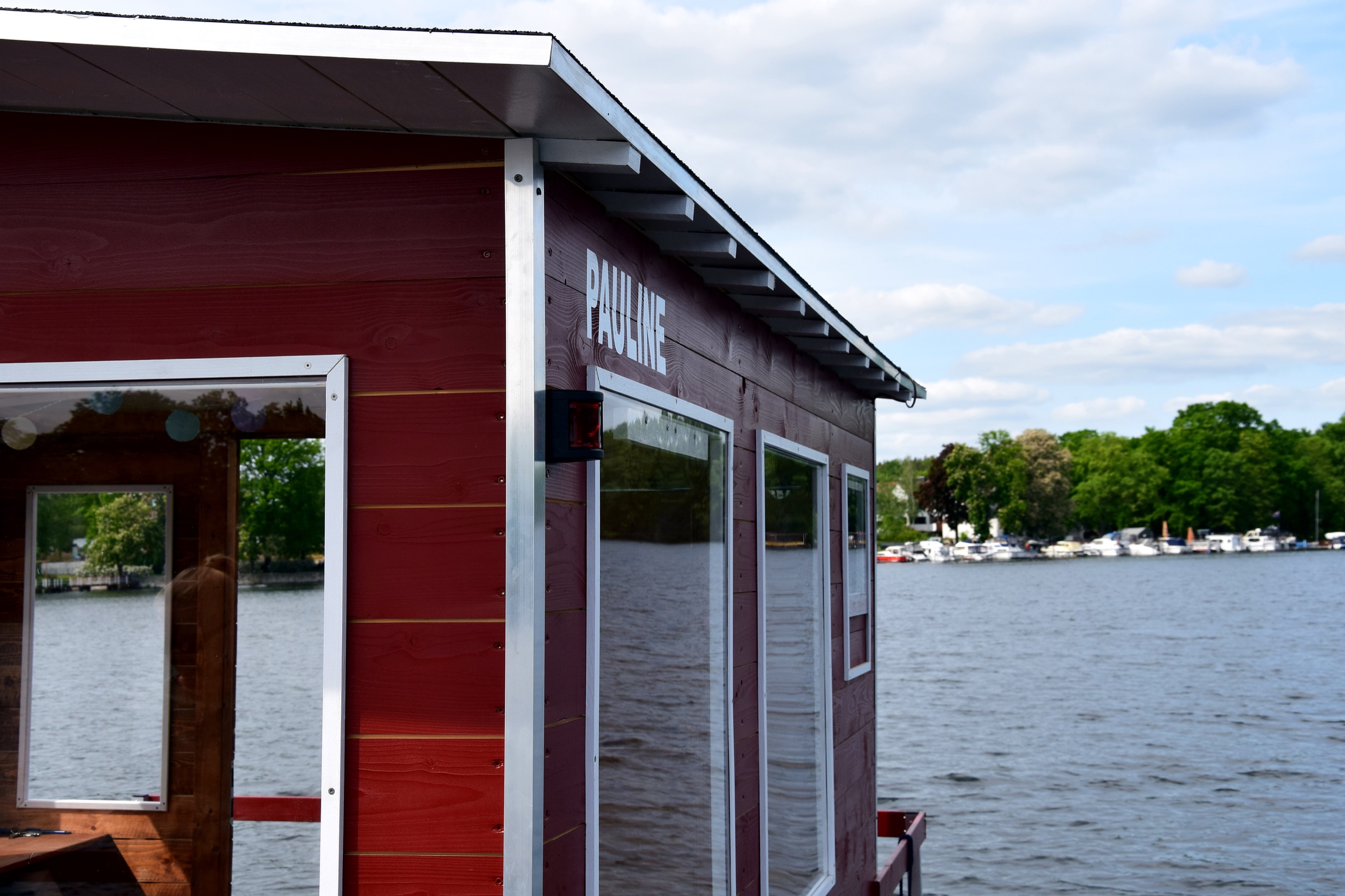 Barbecue Raft Berlin | Raft Rental Spandau