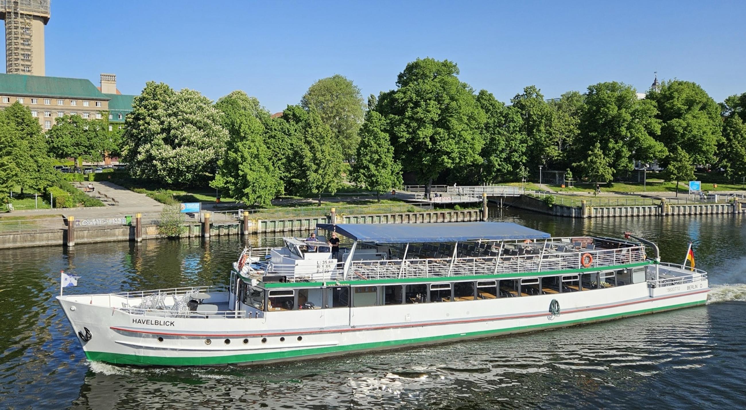Rent Passenger Ship Havelblick | Berlin boat rental