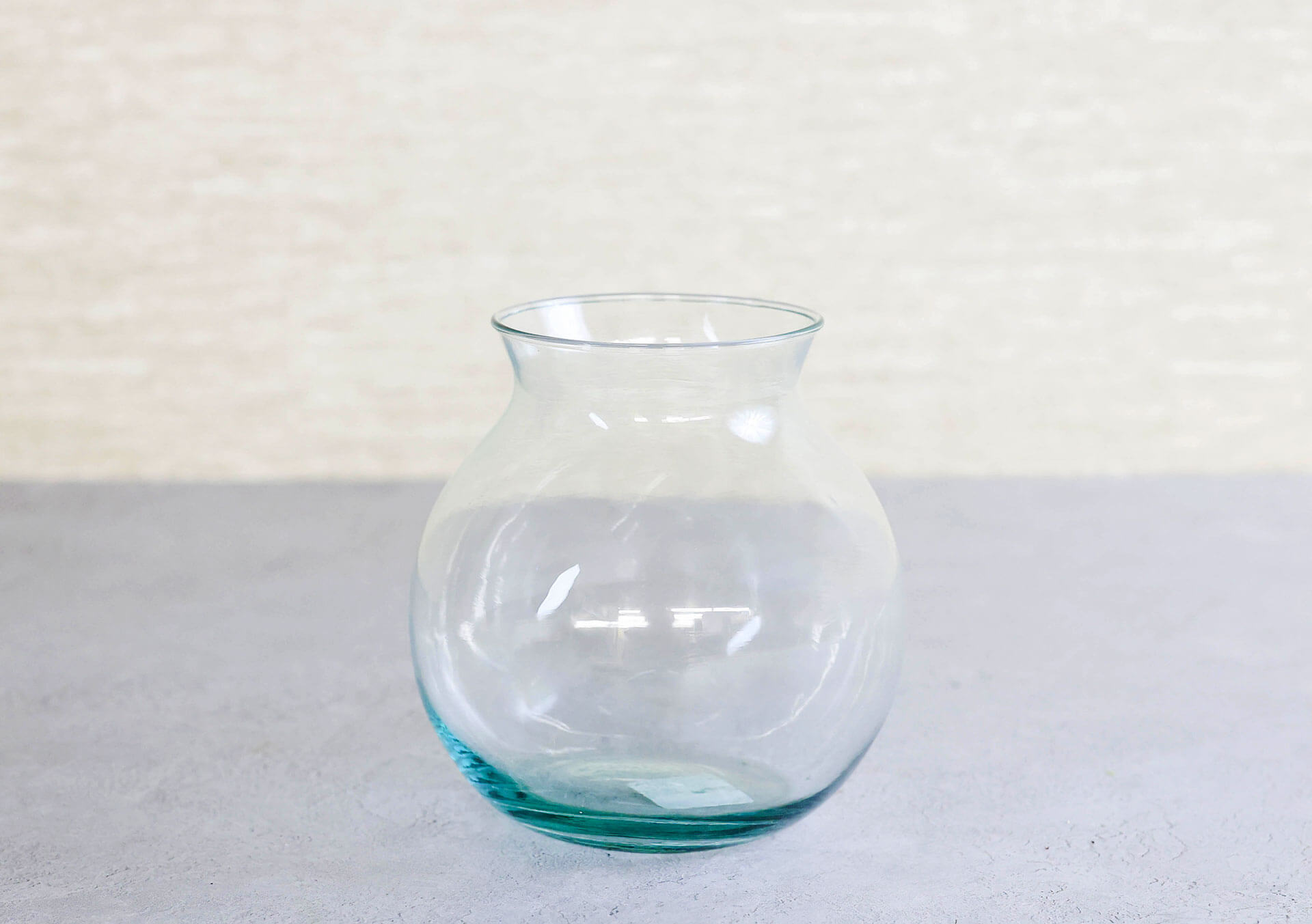 Unique Vases to Feature Your Fresh Flowers | Bachman's MN