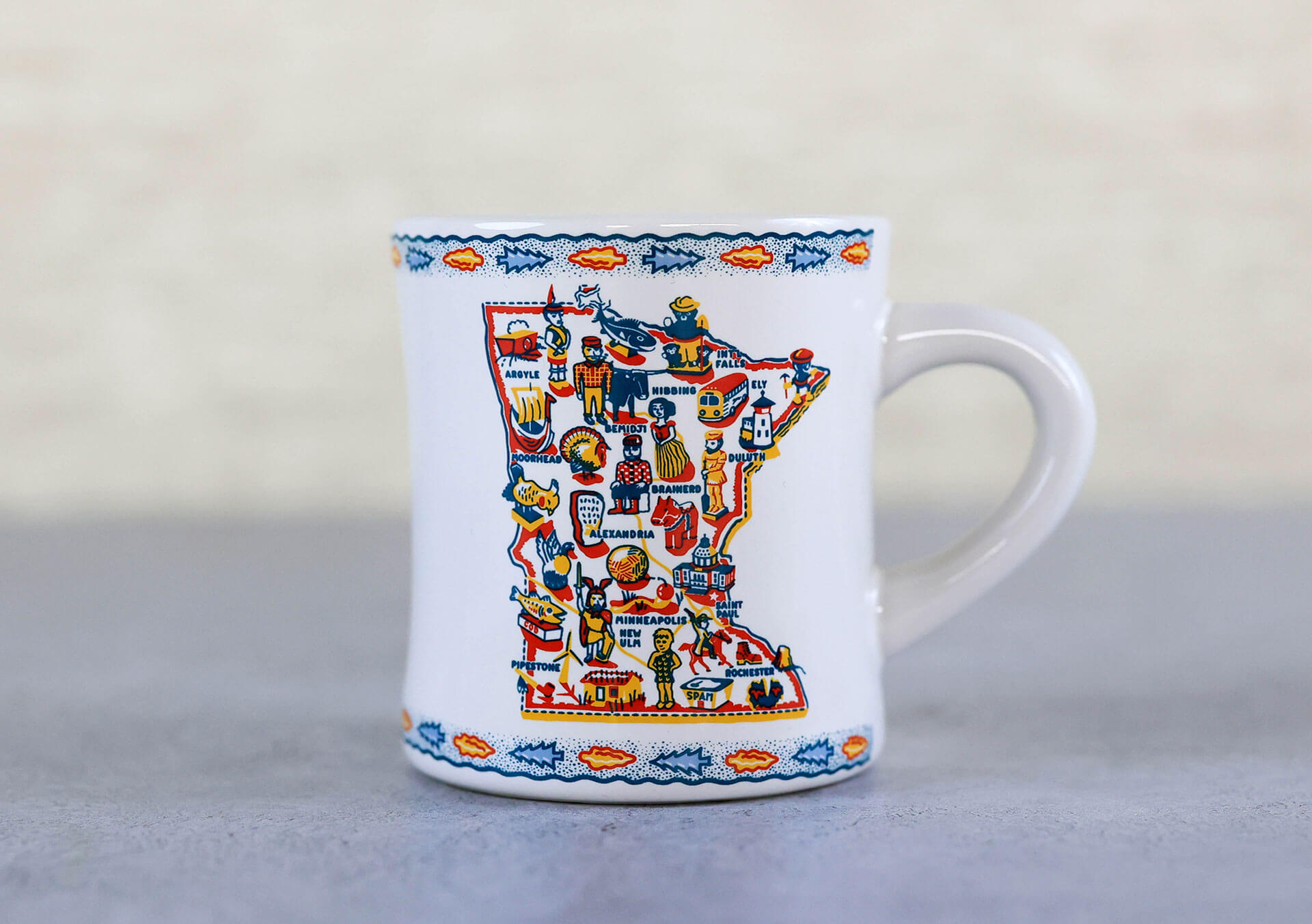 Shop for Minnesota Gifts and Home Decor at Bachman's