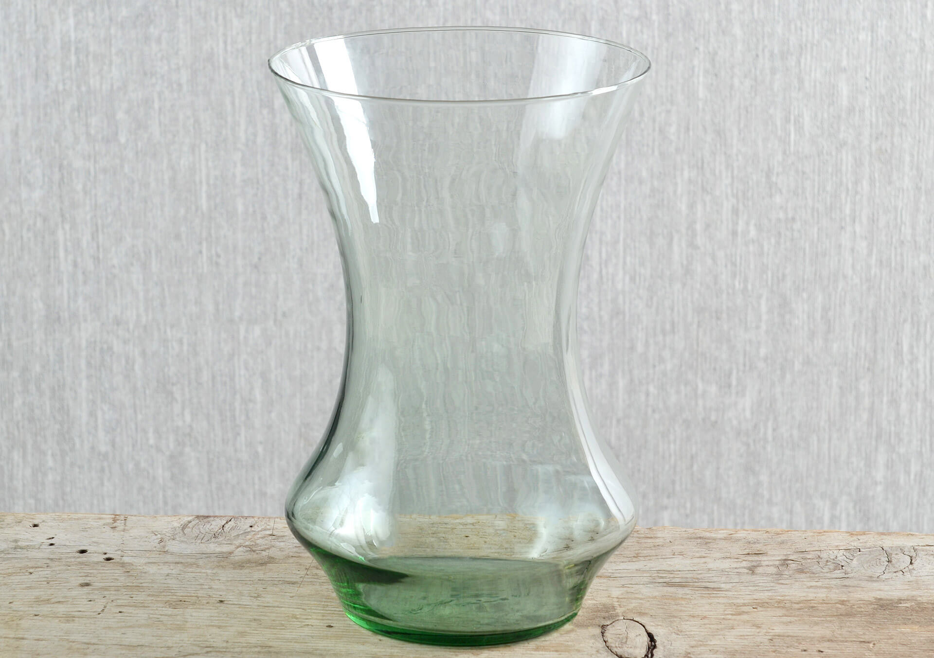 Unique Vases to Feature Your Fresh Flowers | Bachman's MN