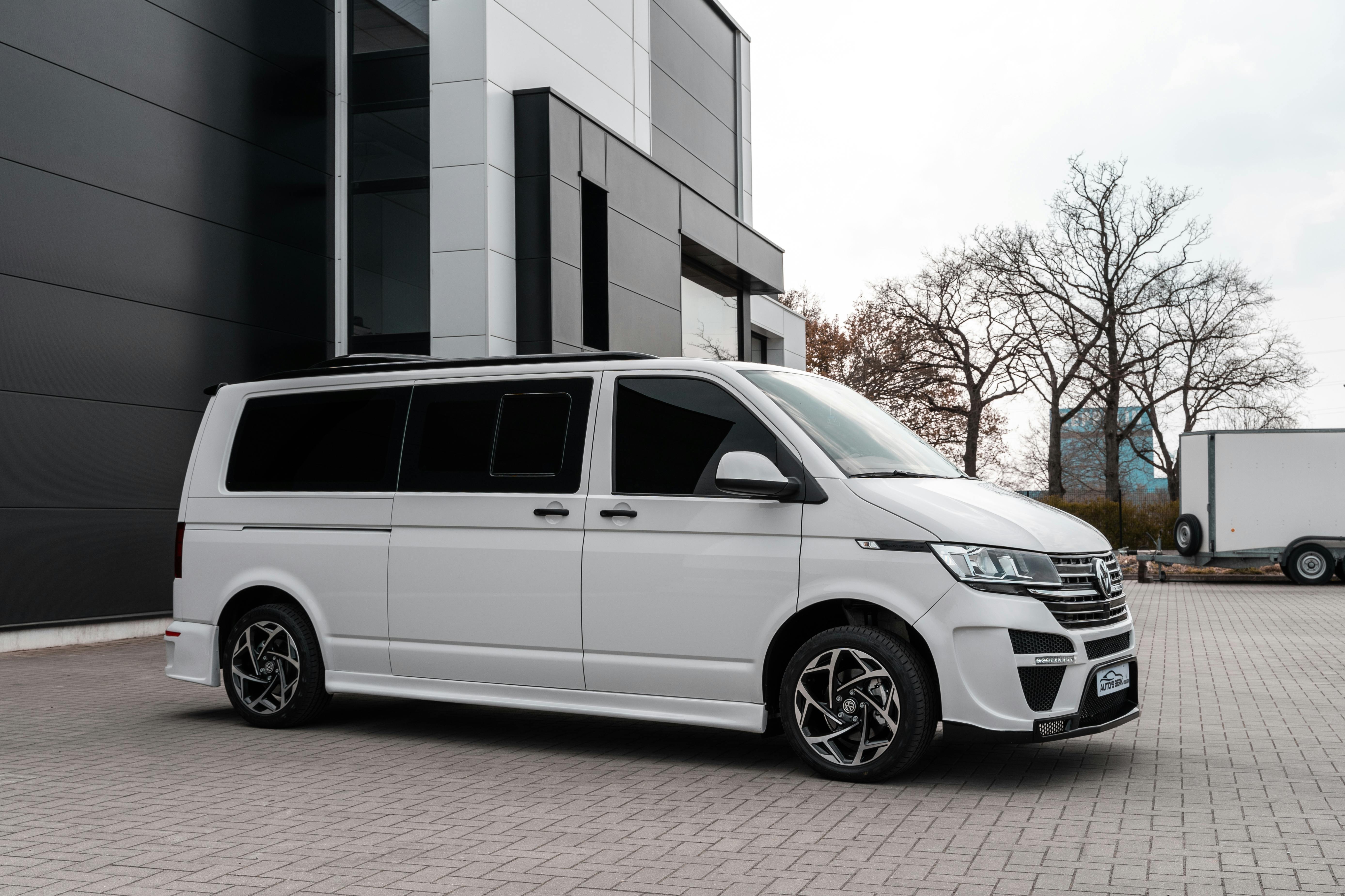 Leasing a vehicle vs financing for UK businesses | Tide Business