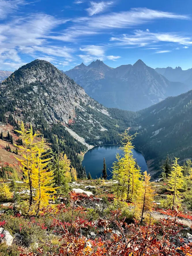 Essential Guide to the Golden Larch Hikes of Washington State